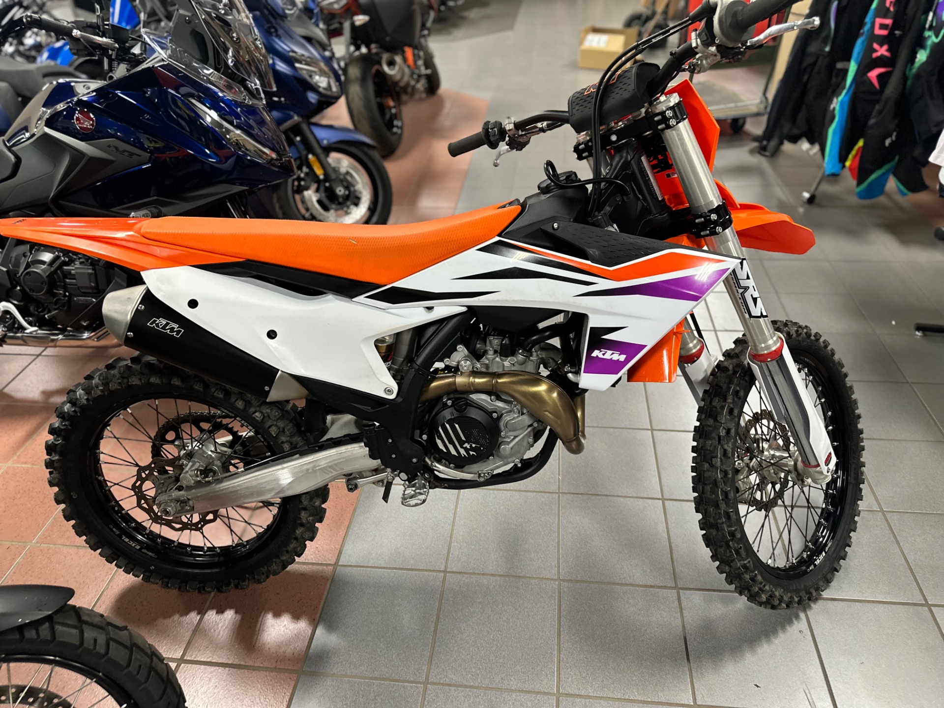 Used 2024 KTM 450 SX-F, North Tonawanda NY | Specs, Price, Photos ...