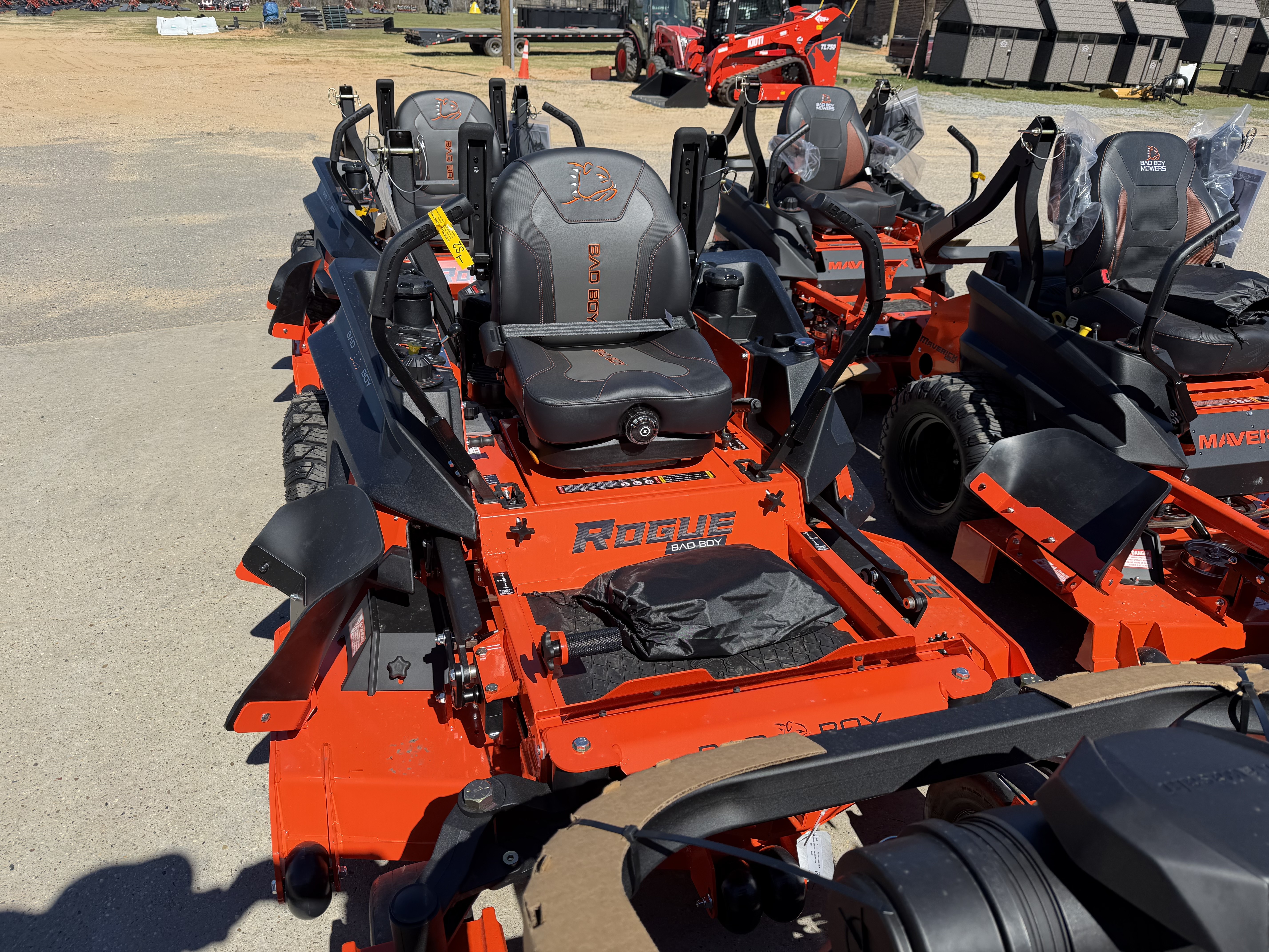 New 2026 Bad Boy Mowers Rogue 61 in. Kawasaki FX1000V 35 hp | Lawn ...