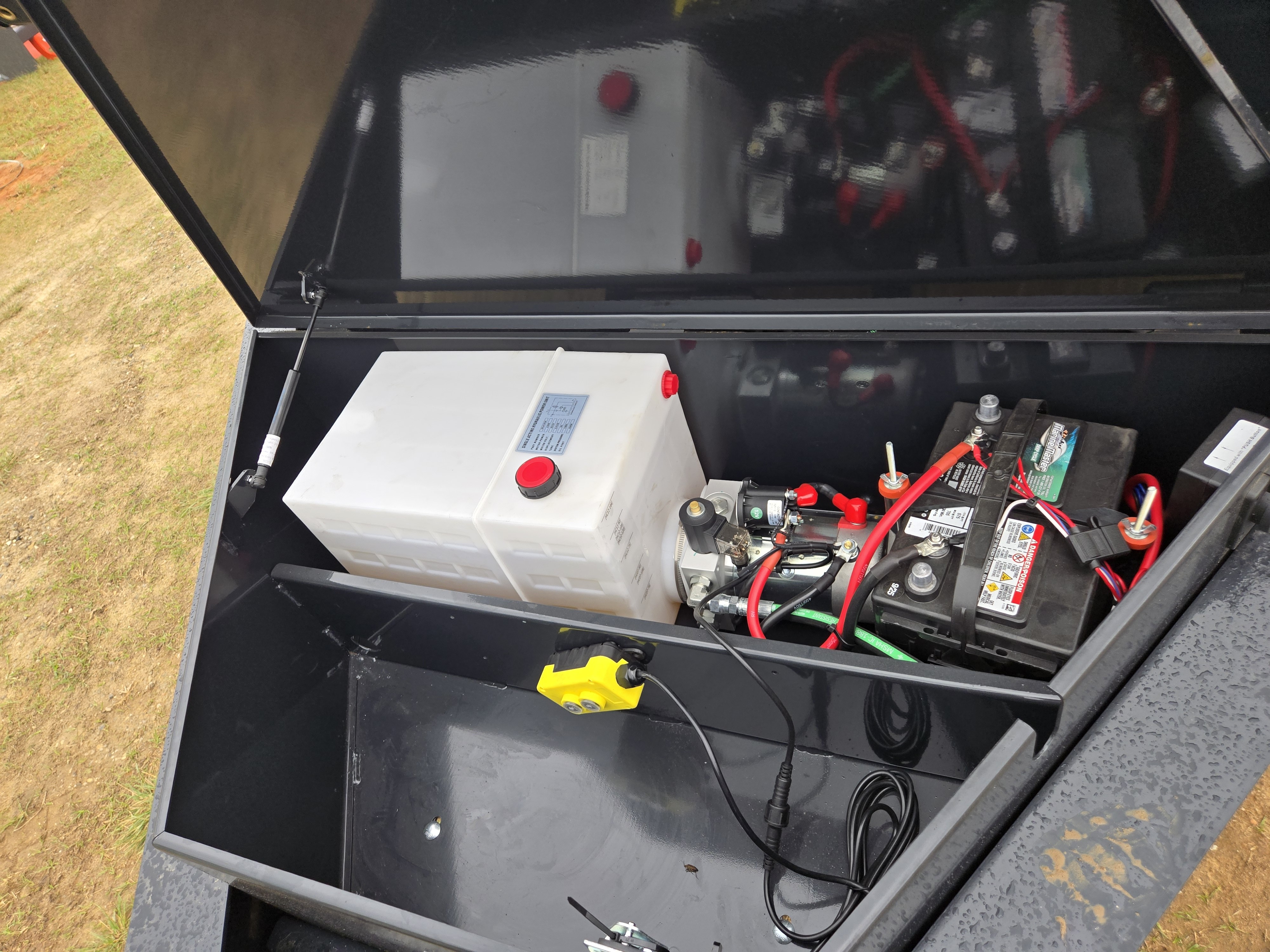 New 2026 Hillcrest Trailers 7x16 14K Dump Trailer, 24" Sides, Slide out ...