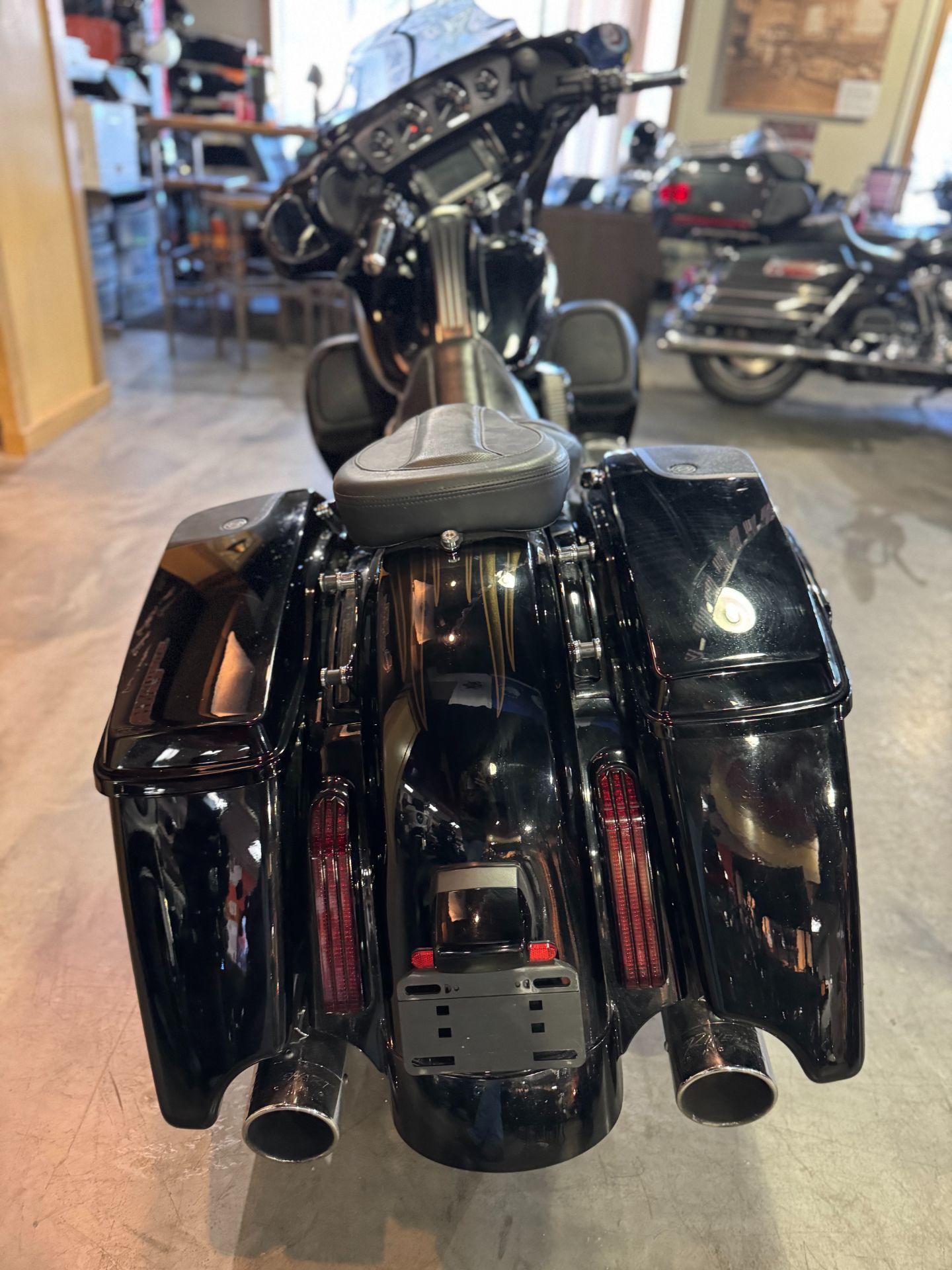 Used 2015 Harley-Davidson CVO™ Street Glide® Motorcycle - Specs, Price ...