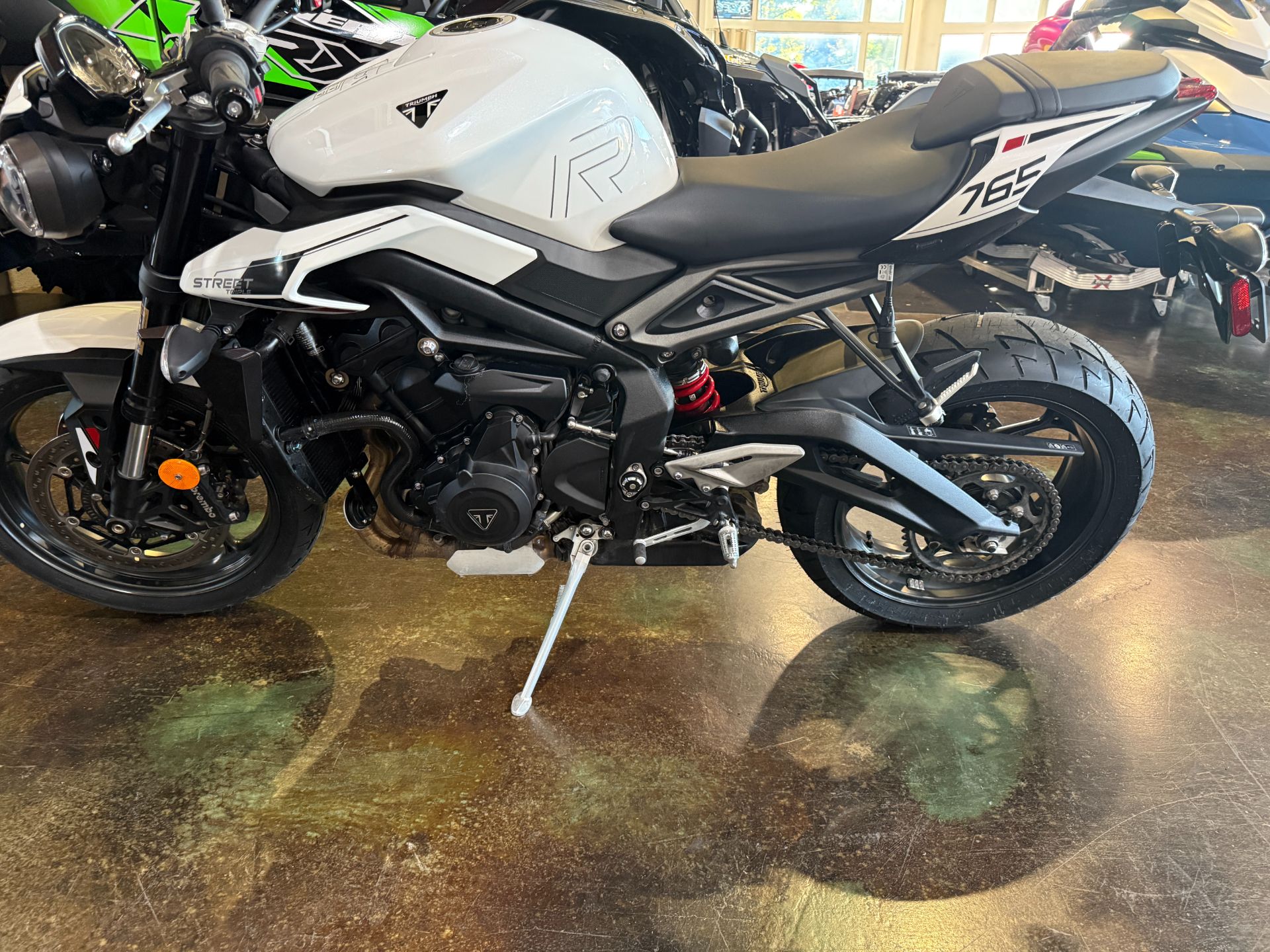 Used 2025 Triumph Street Triple 765 R Pure White Motorcycles For Sale ...