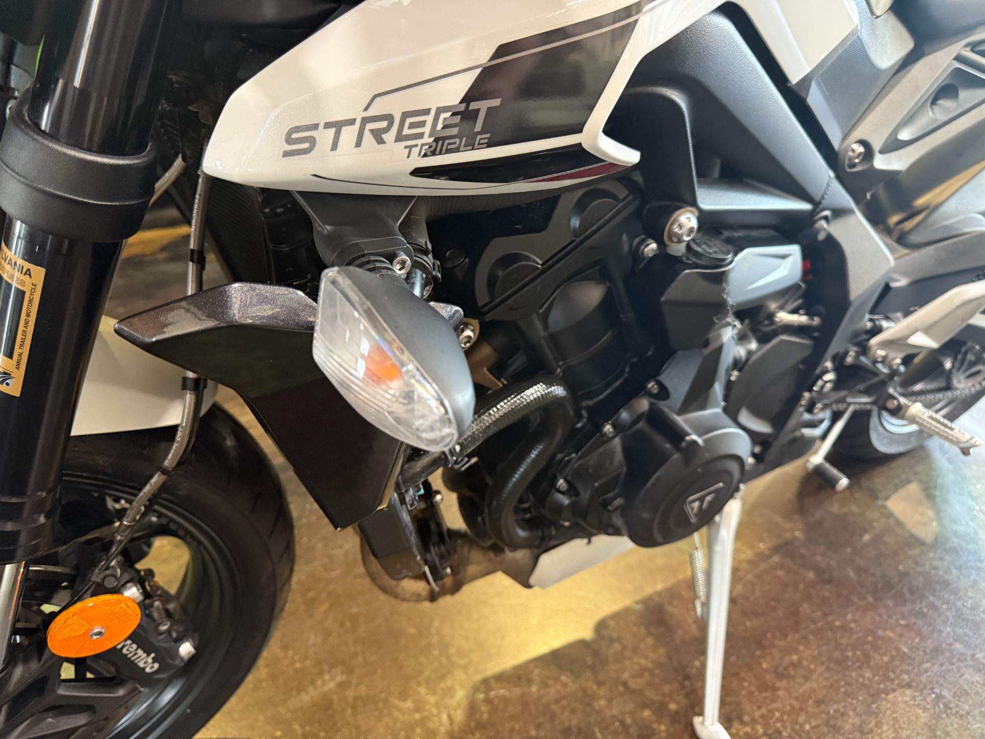 Used 2025 Triumph Street Triple 765 R Pure White Motorcycles For Sale ...