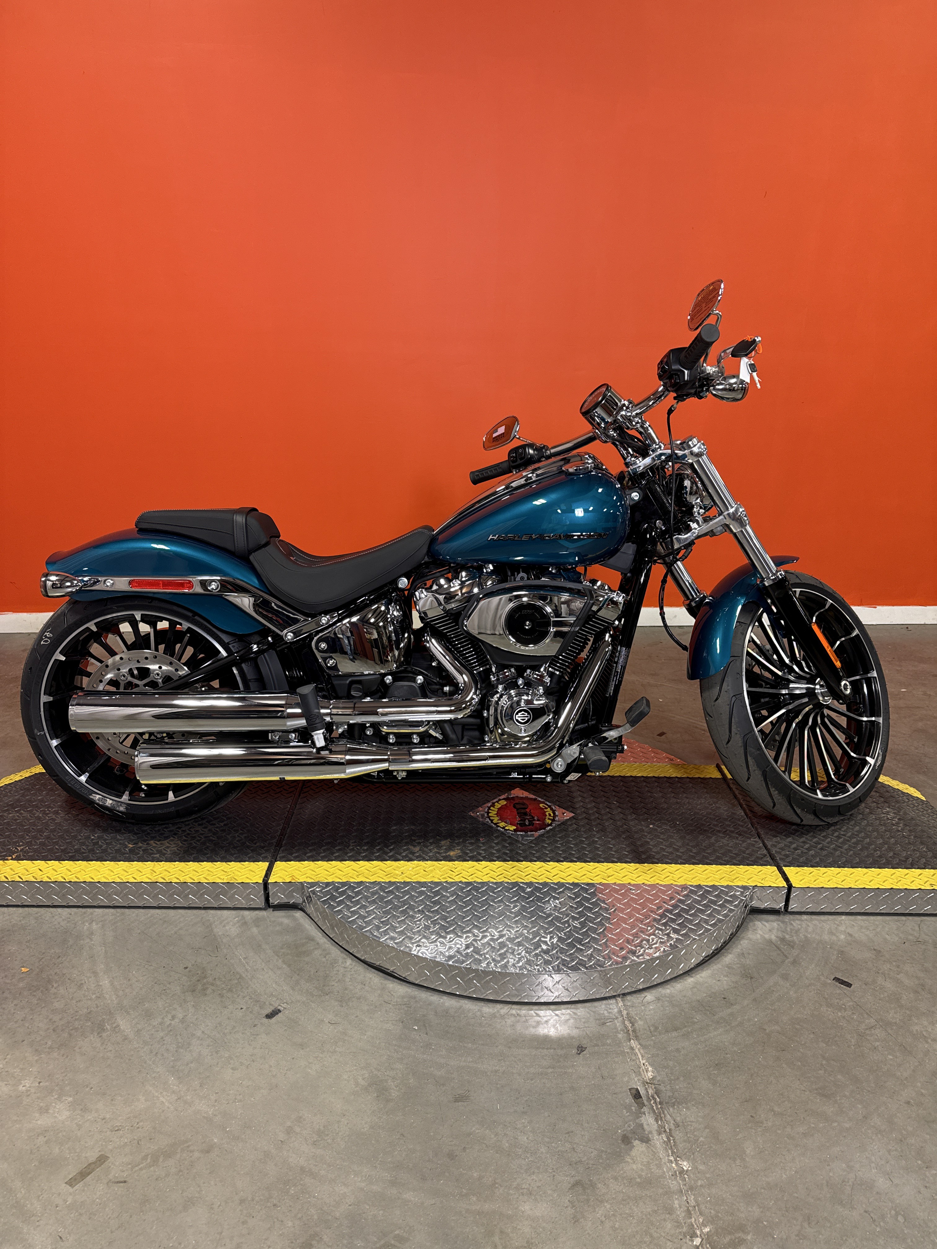 New 2026 Harley-Davidson Breakout® Motorcycle - Specs, Price, Photos ...