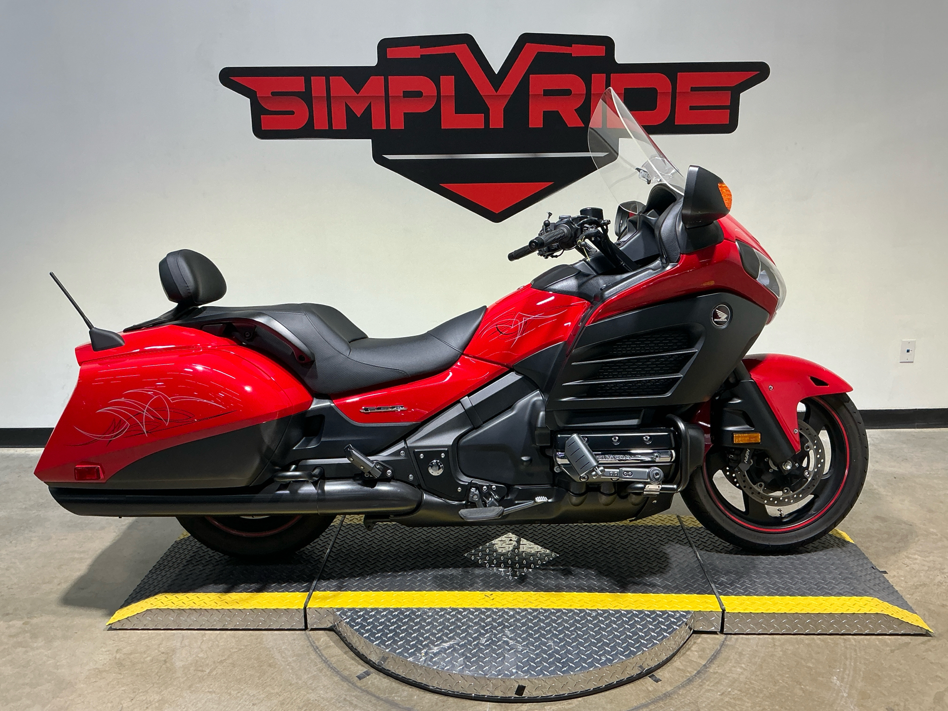 Used 2013 Honda Gold Wing® F6B Red Motorcycles For Sale in Eden Prairie ...
