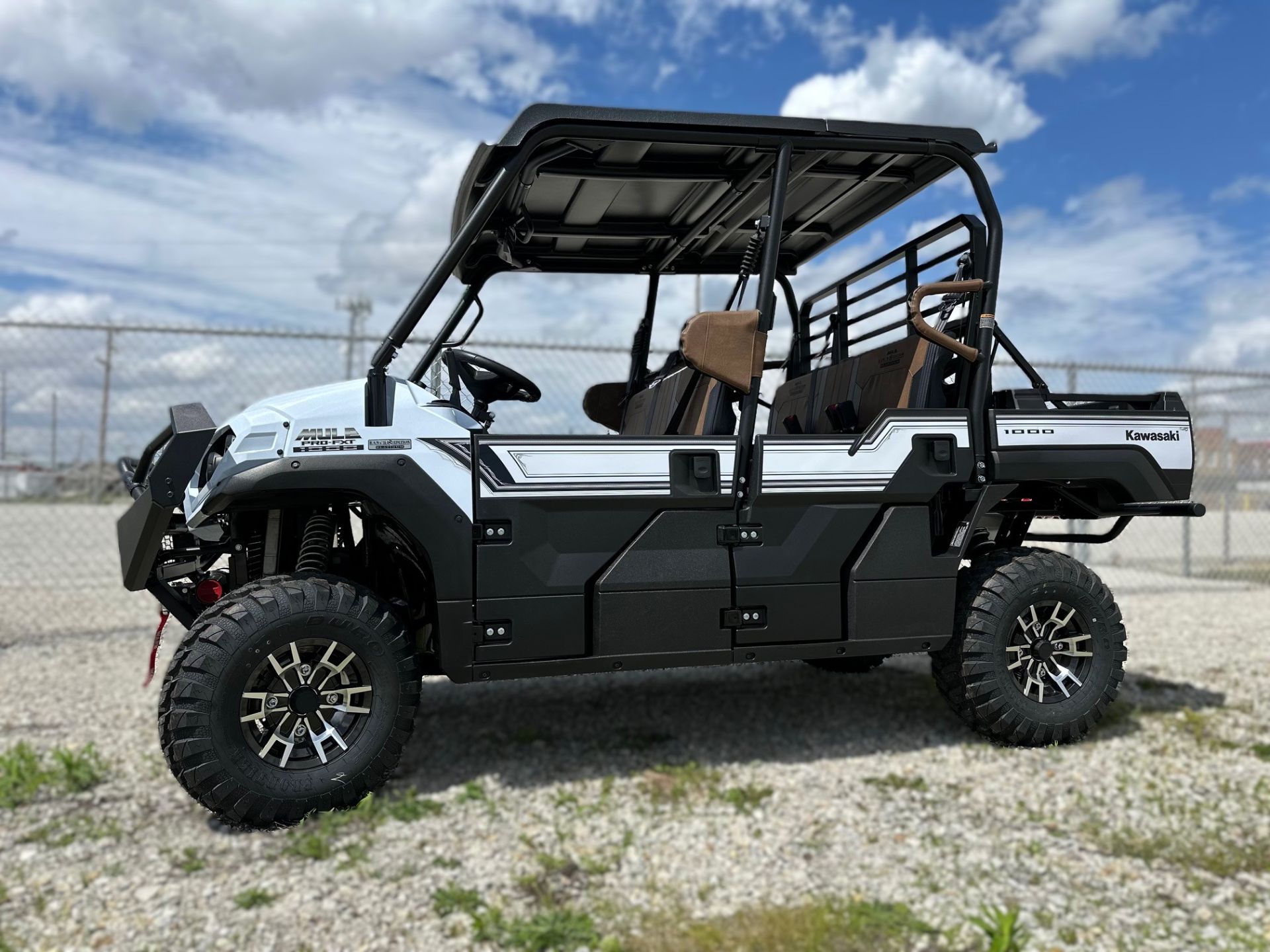 New 2025 Kawasaki MULE PRO-FXT 1000 Platinum Ranch Edition, Litchfield IL | Specs, Price, Photos ...