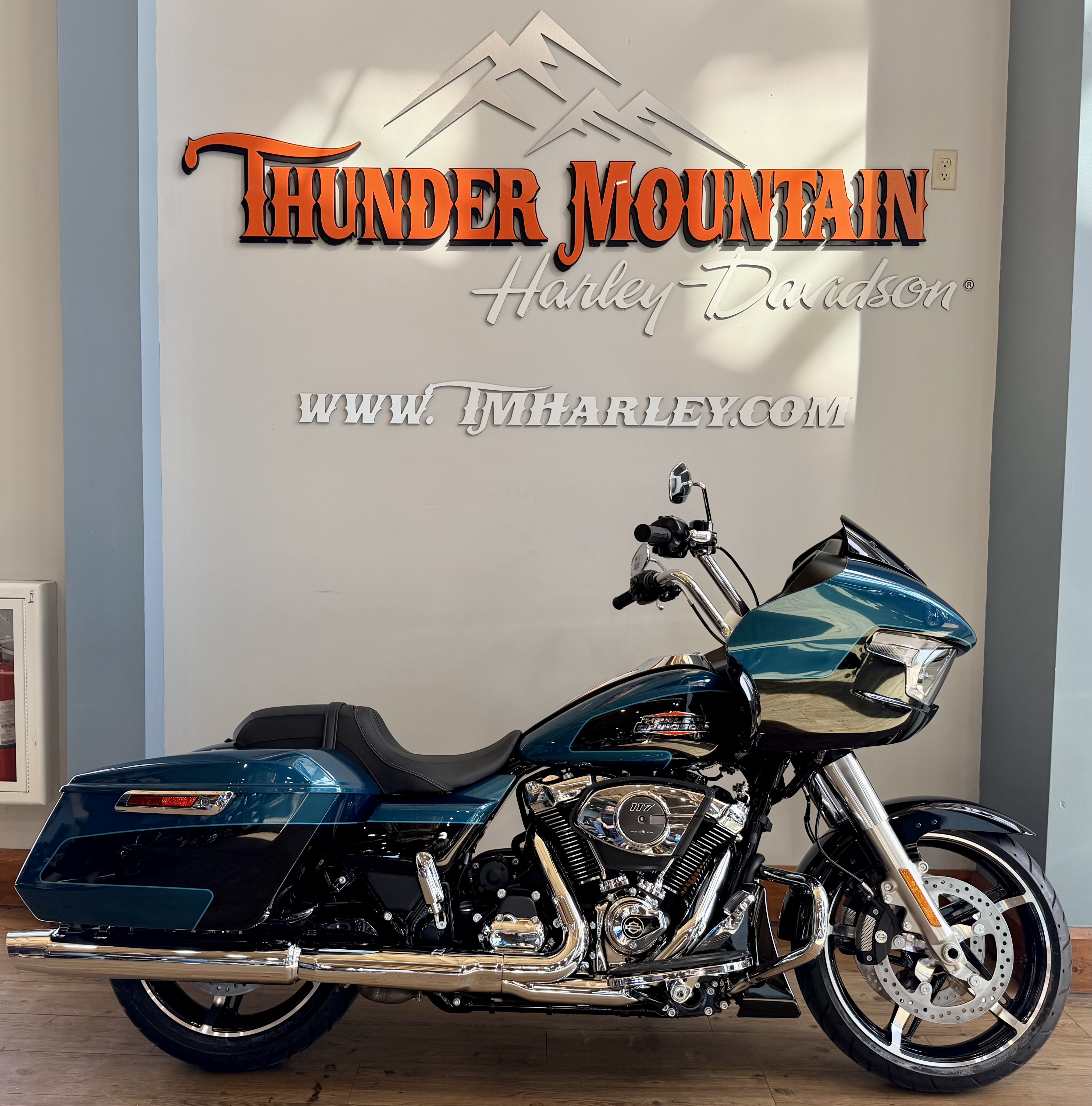 New 2026 Harley-Davidson Road Glide® Teal Thunder / Vivid Black Chrome ...