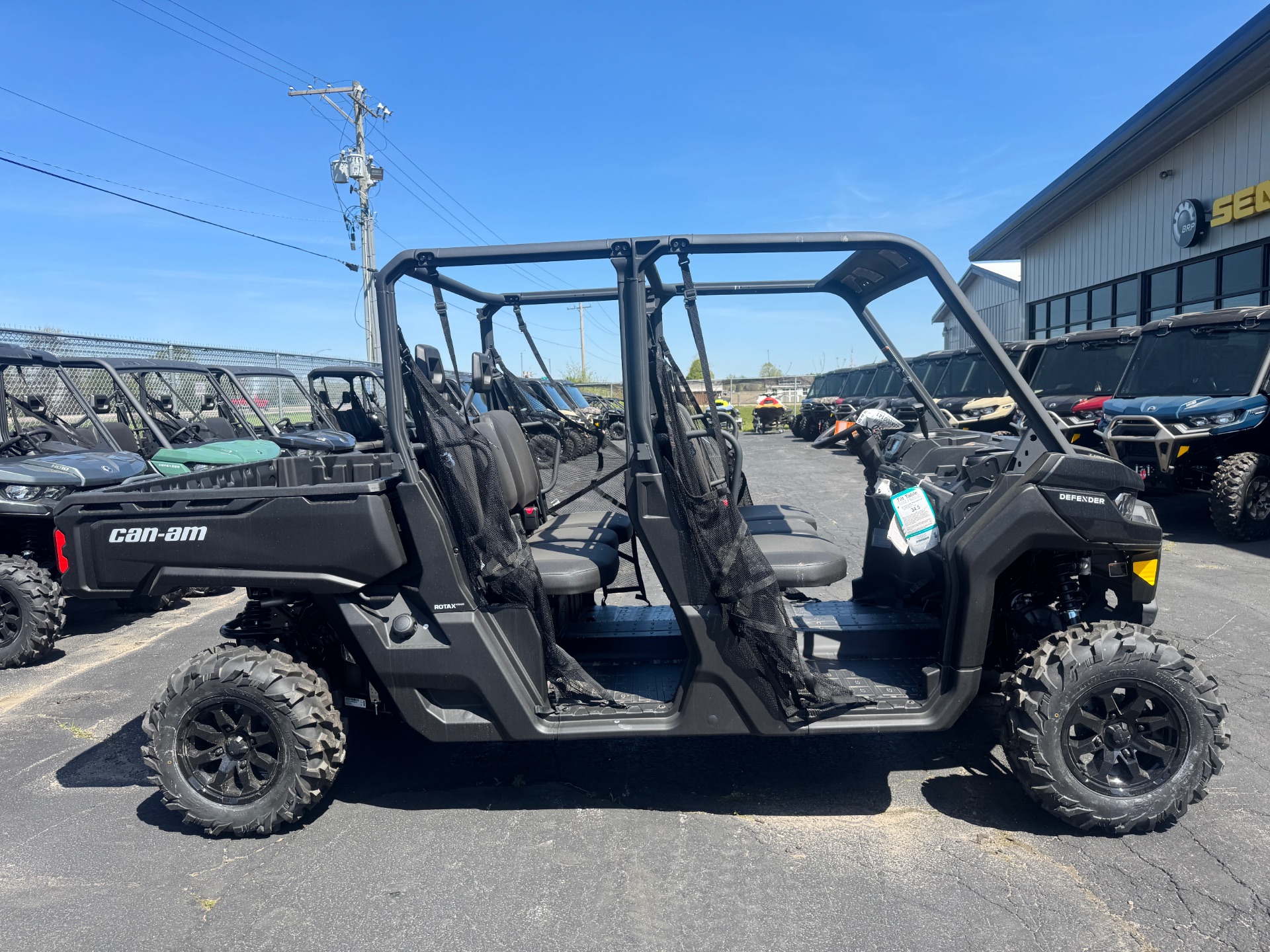 New 2025 Can-Am Defender MAX DPS HD10, Roscoe IL | Specs, Price ...