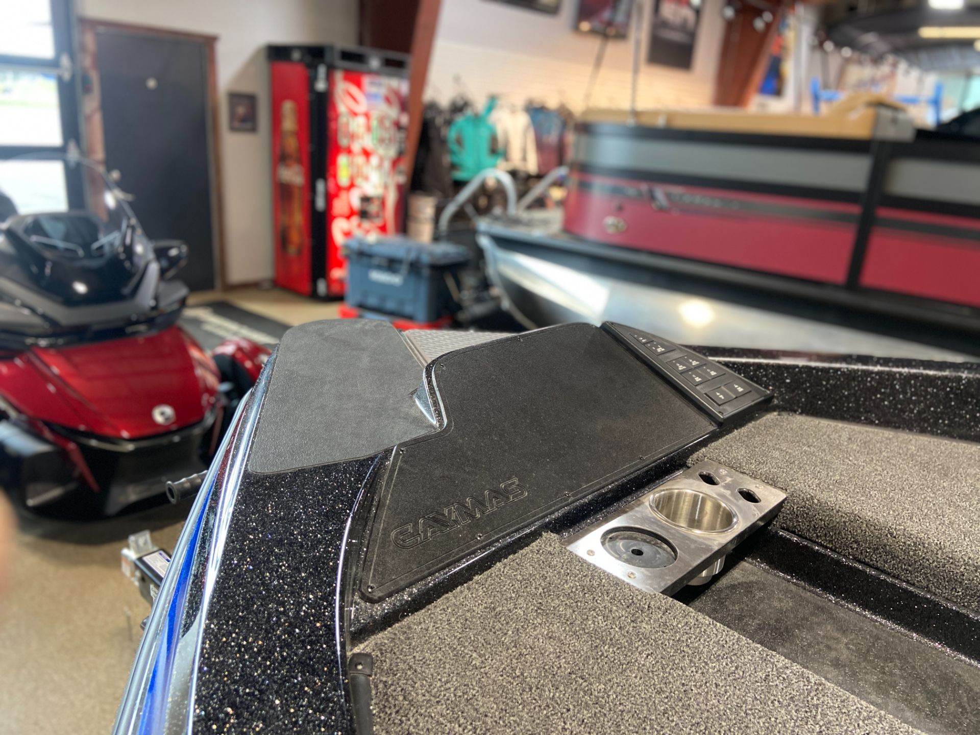 New 2023 Caymas Boats 2023 Caymas DV20, Roscoe IL | Specs, Price ...