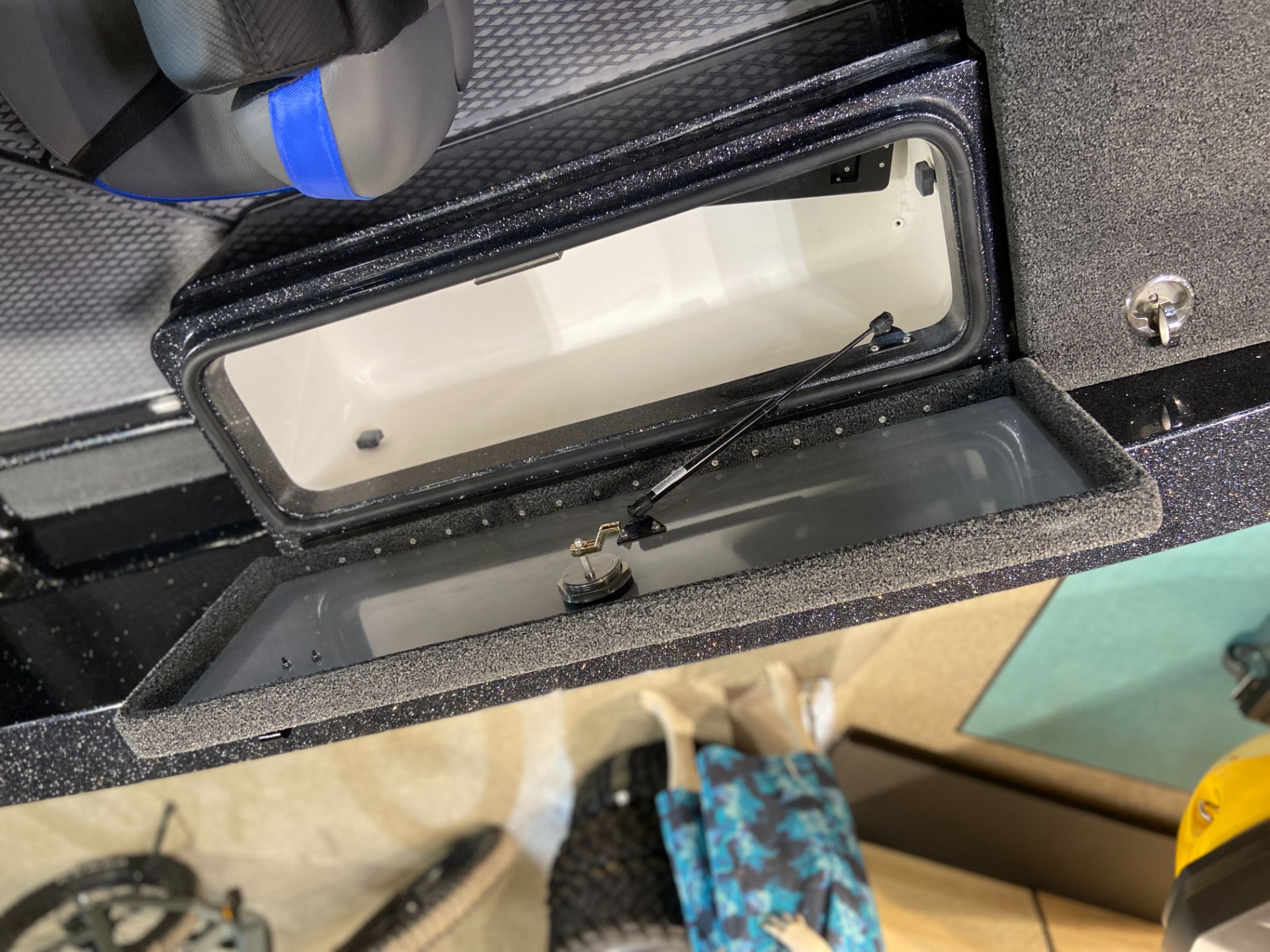 New 2023 Caymas Boats 2023 Caymas DV20, Roscoe IL | Specs, Price ...