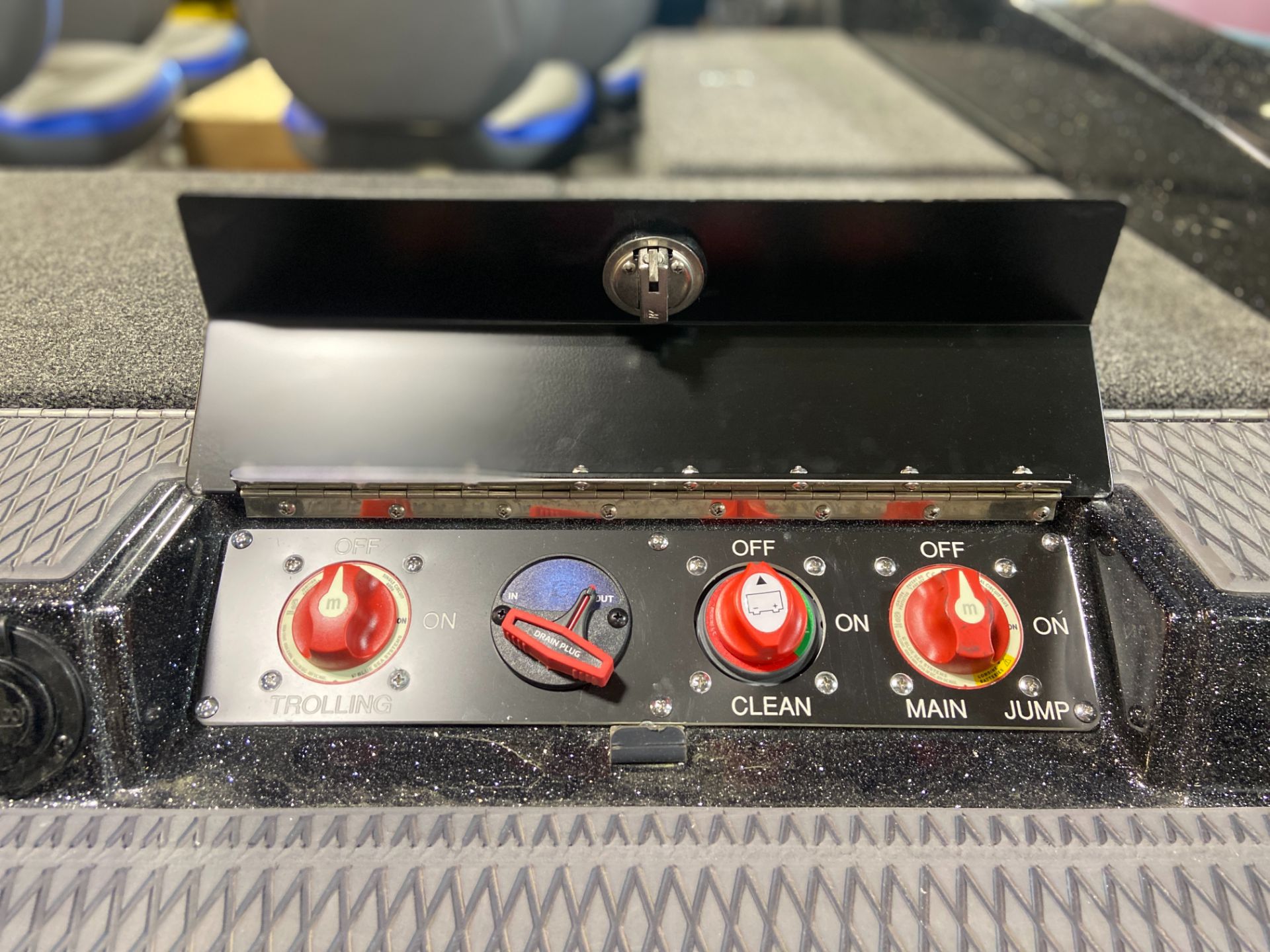 New 2023 Caymas Boats 2023 Caymas DV20, Roscoe IL | Specs, Price ...