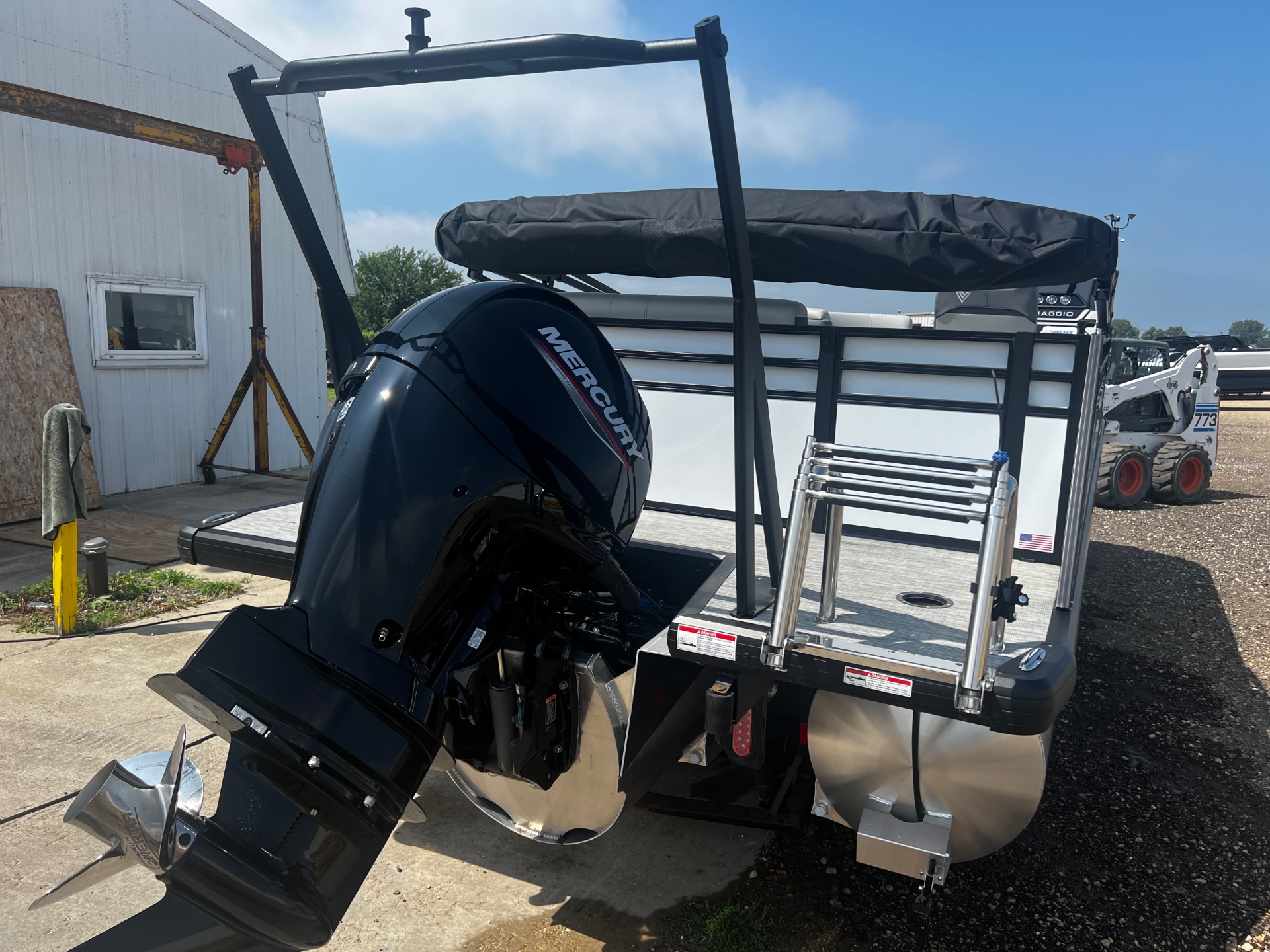 2025 Viaggio 2025 Viaggio Lago V 22C, Roscoe IL | New Power Boats ...