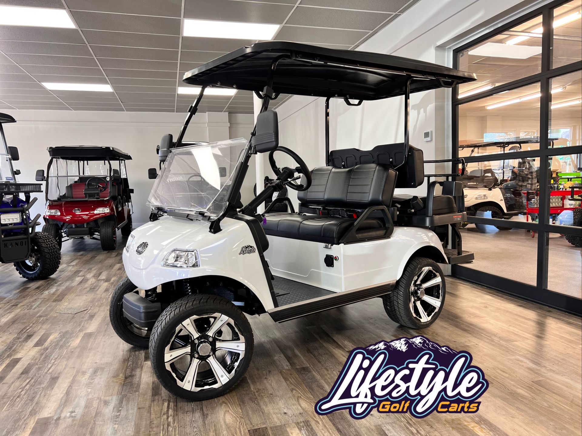 New 2025 Evolution Classic 4 Plus, Colorado Springs CO | Specs, Price, Photos | Pearl White