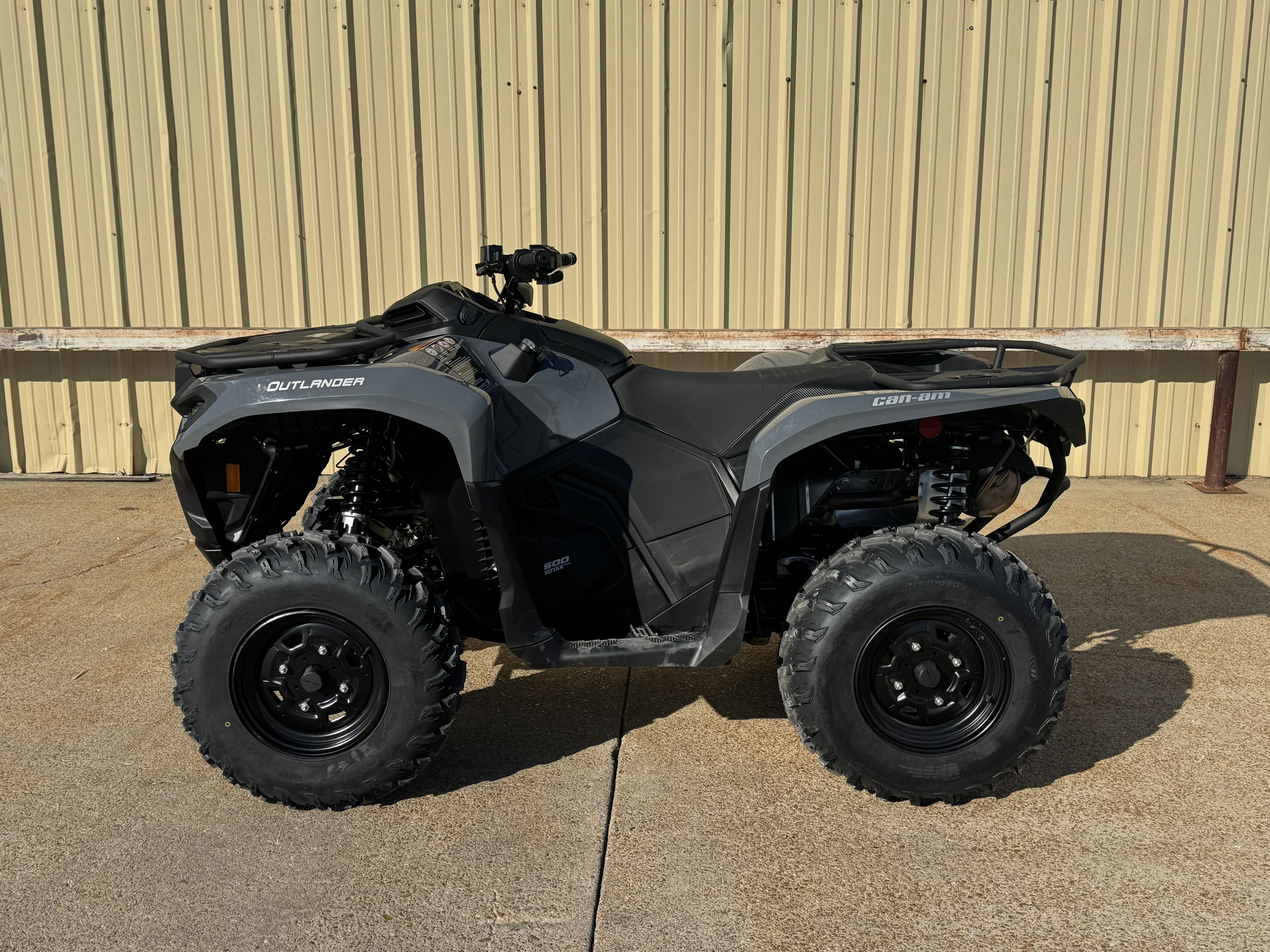 New 2026 Can-Am Outlander 500 Granite Grey | ATVs in Leland MS | CAN003406