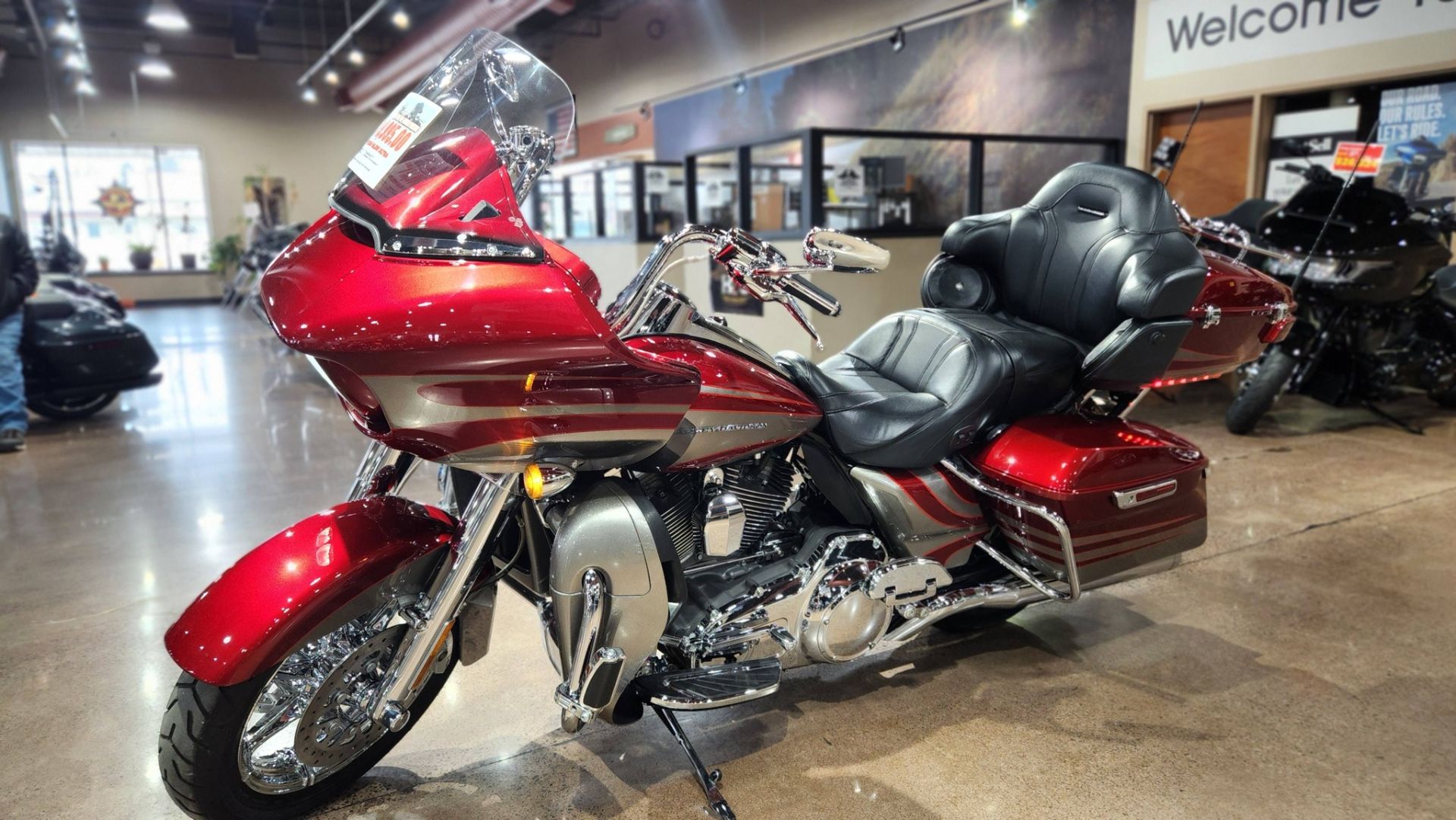 Used 2016 Harley-Davidson CVO™ Road Glide™ Ultra | Motorcycles in Erie ...