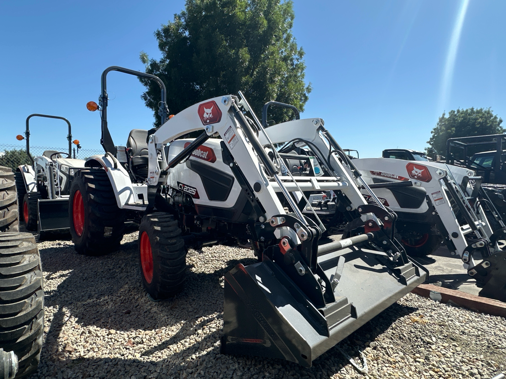 New 2024 Bobcat CT2025 Compact Tractor HST Tractors in Paso Robles, CA ...