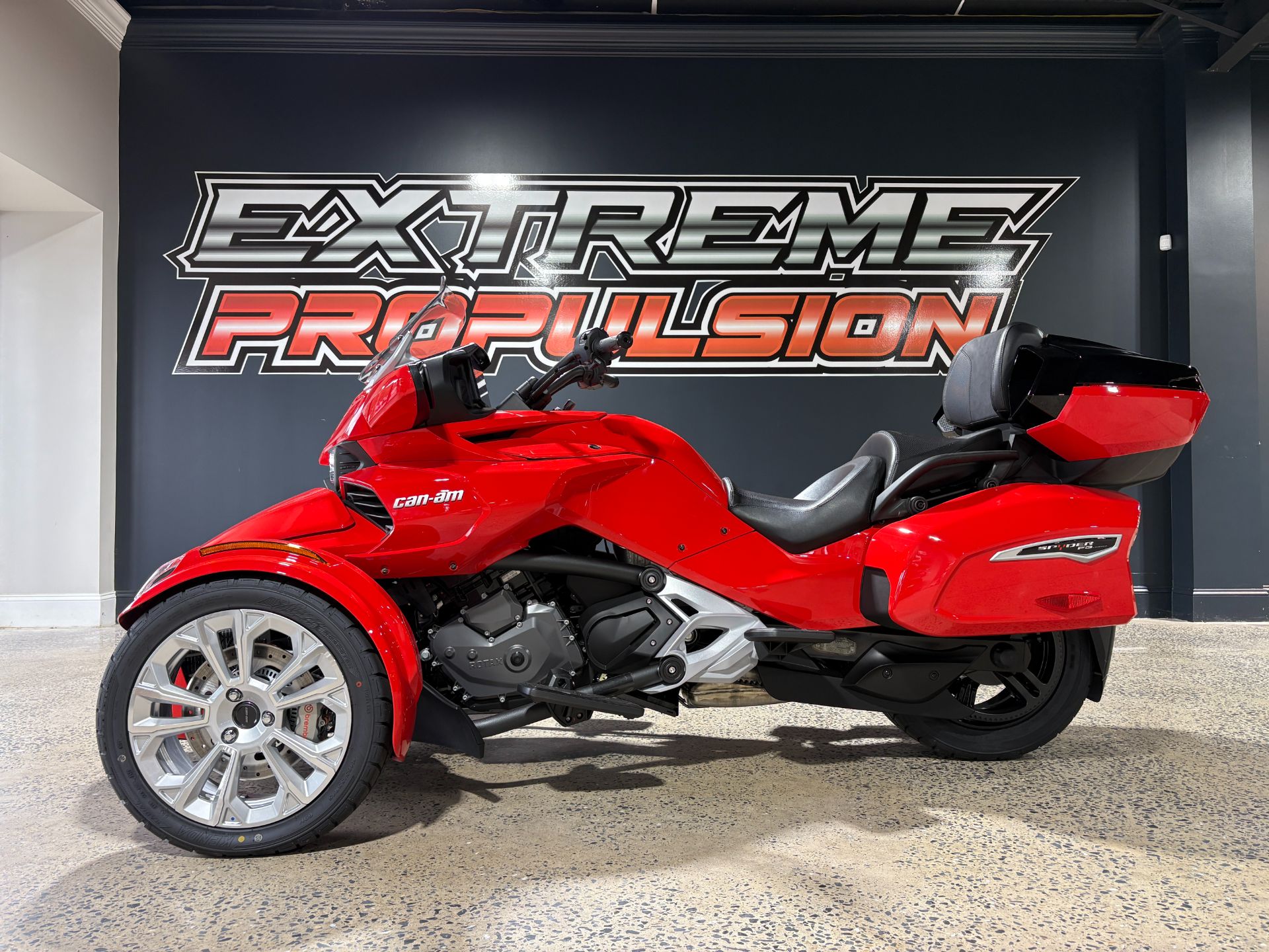 New 2025 Can-Am Spyder F3 Limited Plasma Red | Motorcycles in ...
