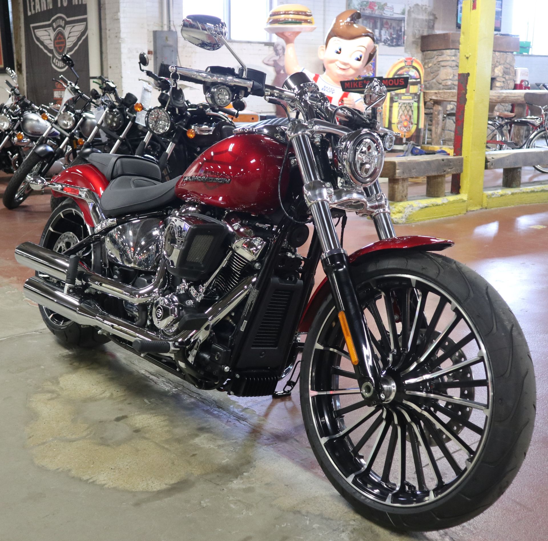 New 2025 Harley-Davidson Breakout® Brilliant Red | Motorcycles in New ...