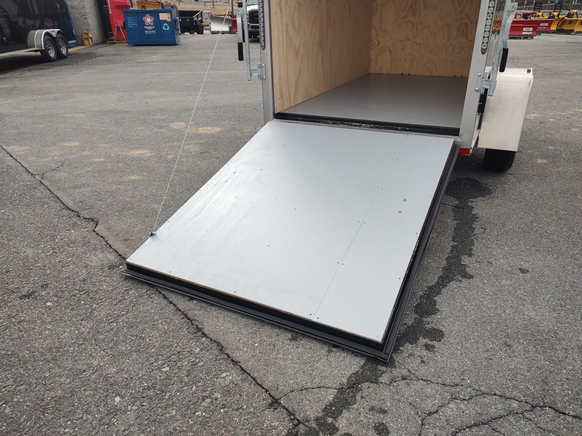New 2025 Car Mate Trailers 5x8.5 Custom Cargo Trailer Ramp +6 ...