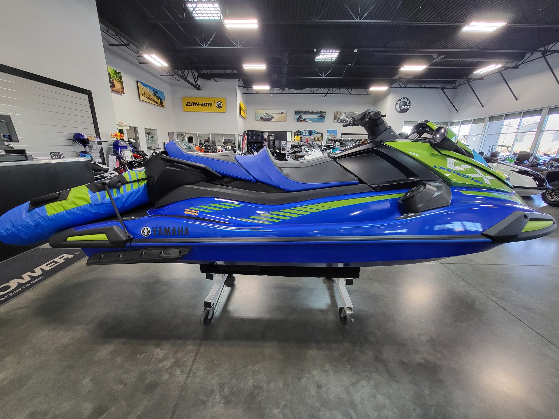 2024 Yamaha WaveRunner VX Cruiser Personal Watercraft Specs, Reviews ...