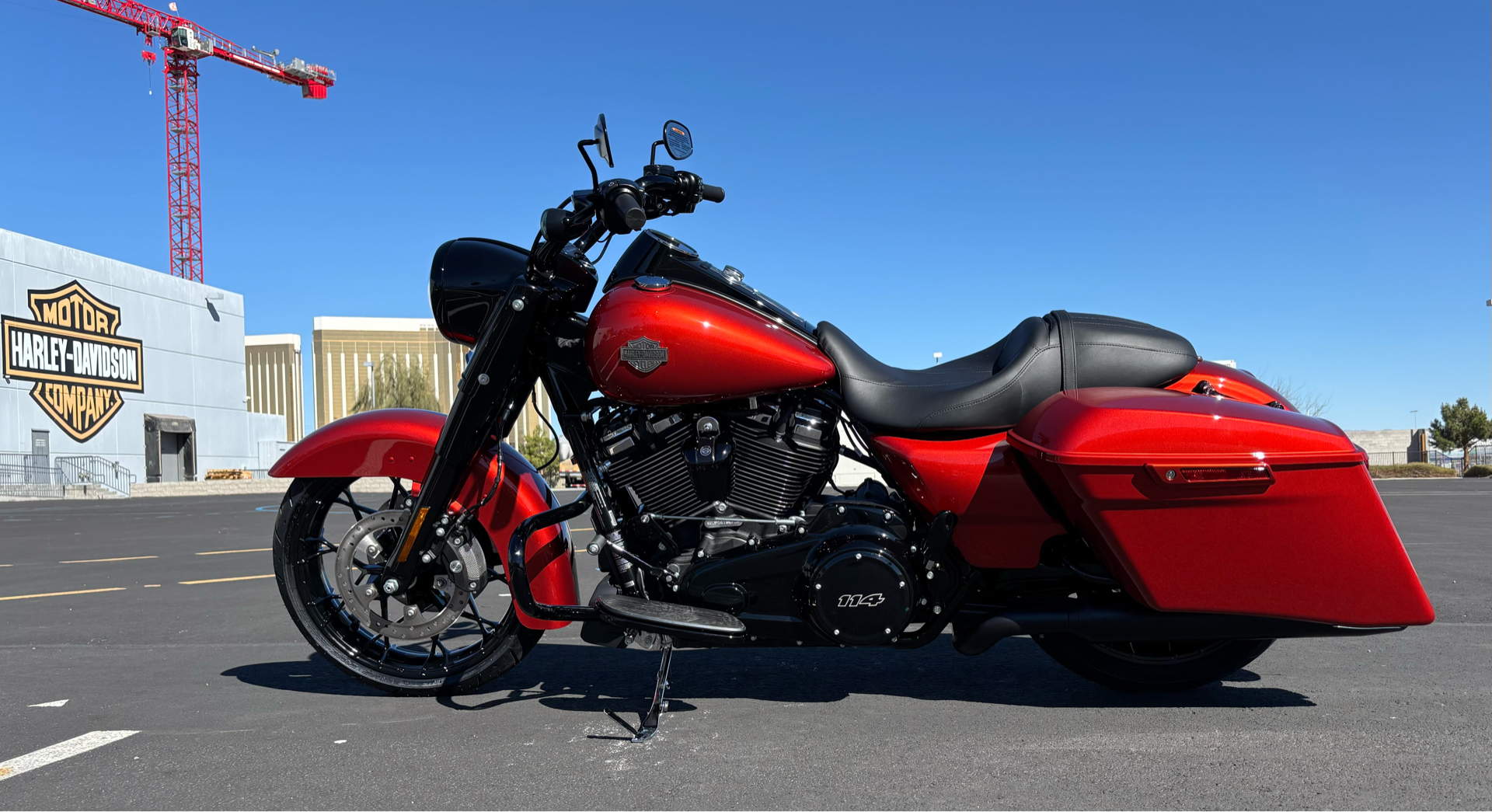 New 2025 Harley-Davidson Road King® Special Whiskey Fire | Motorcycles in Las Vegas NV | 610875