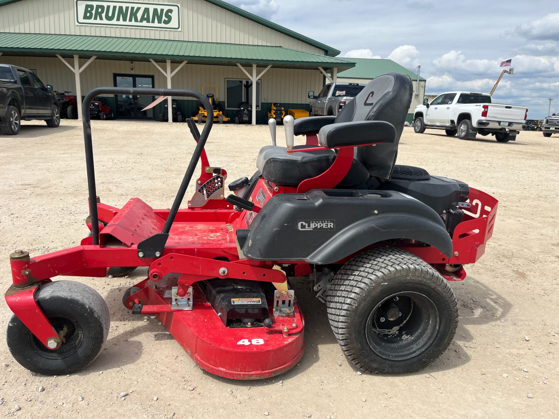 Used 2024 Country Clipper Boulevard 48", Worthington IA | Specs, Price ...