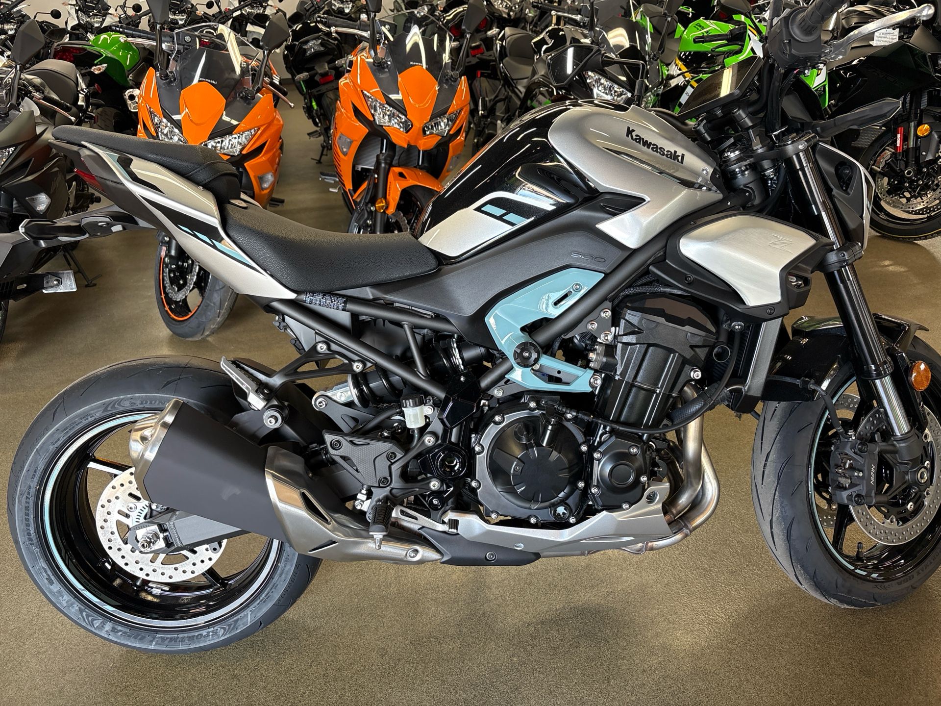 New 2025 Kawasaki Z900 ABS Galaxy Silver / Metallic Spark Black ...