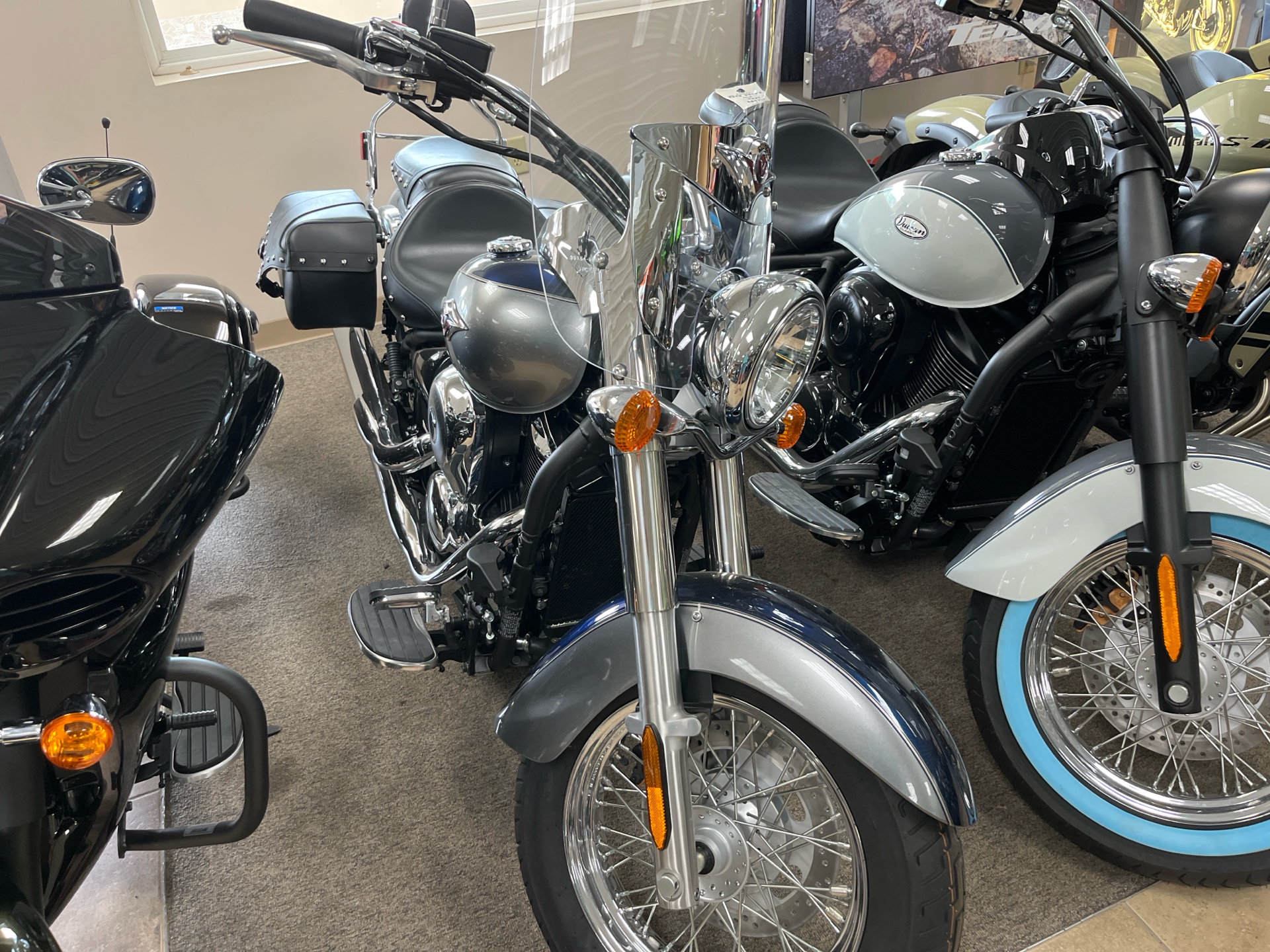 New 2025 Kawasaki Vulcan 900 Classic LT Metallic Ocean Blue / Metallic ...