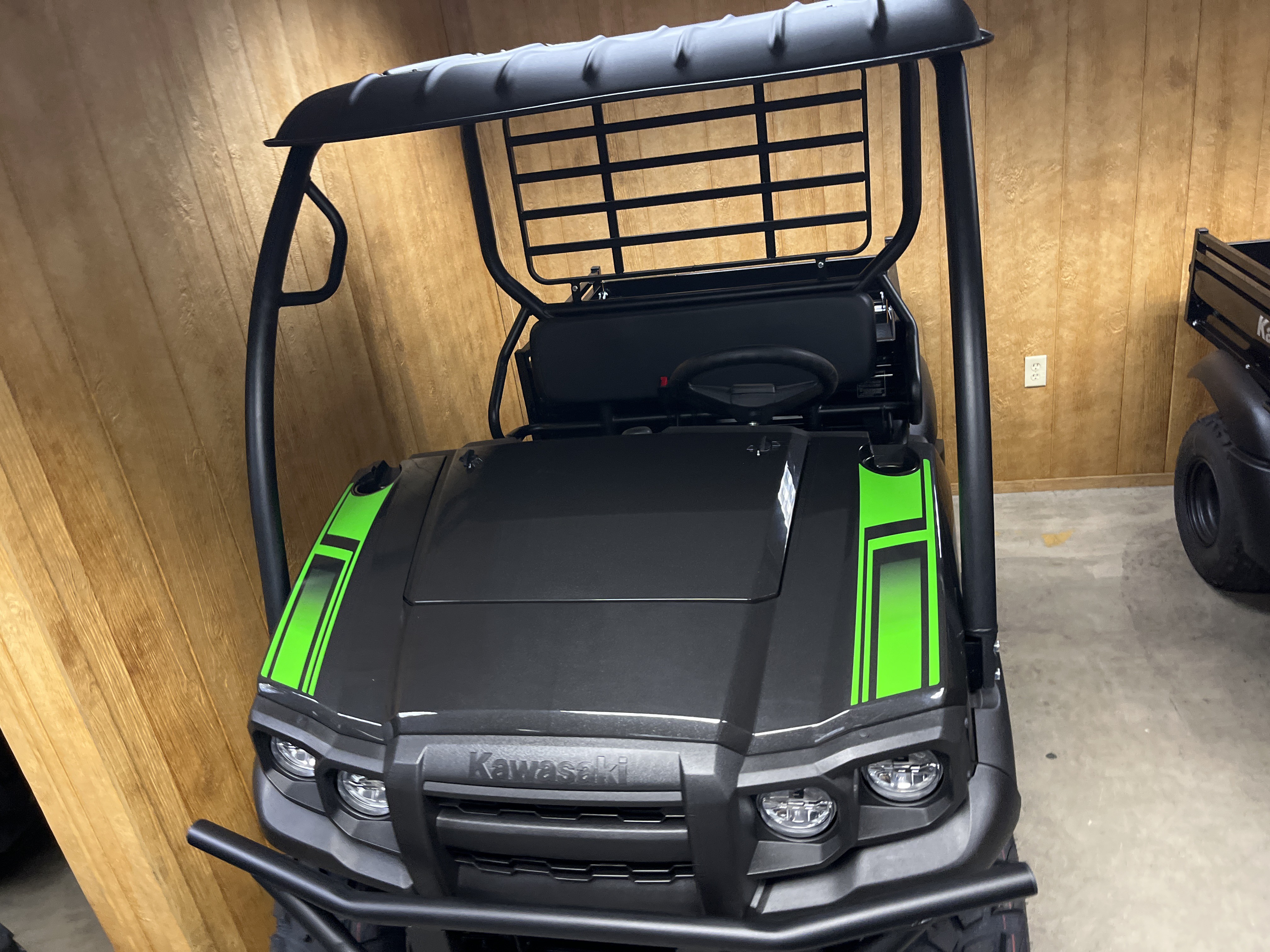 New 2026 Kawasaki MULE SX 4x4 XC LE Metallic Onyx Black | Utility ...