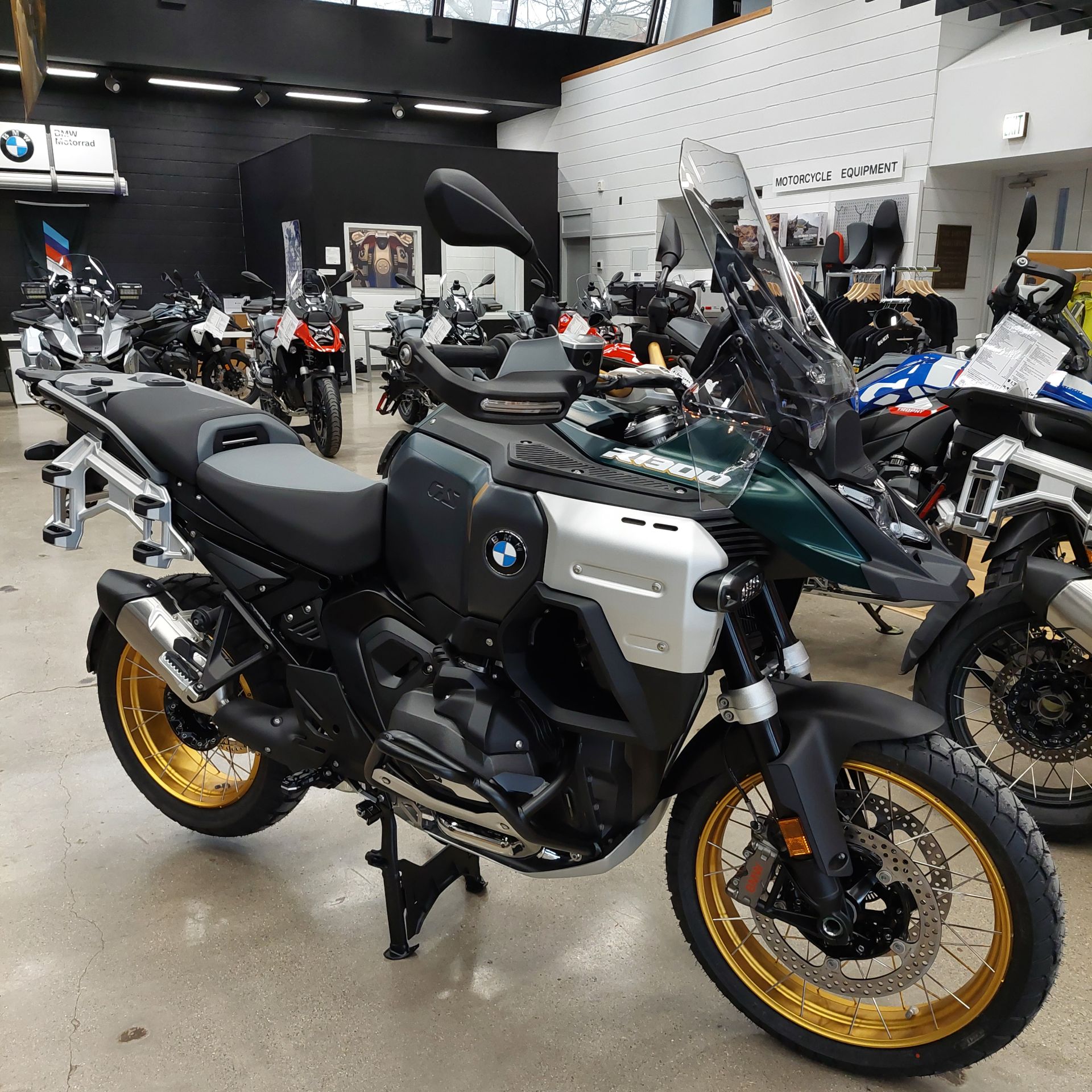 New 2026 BMW R 1300 GS Adventure Option 719 - Aurelius Green Metallic ...
