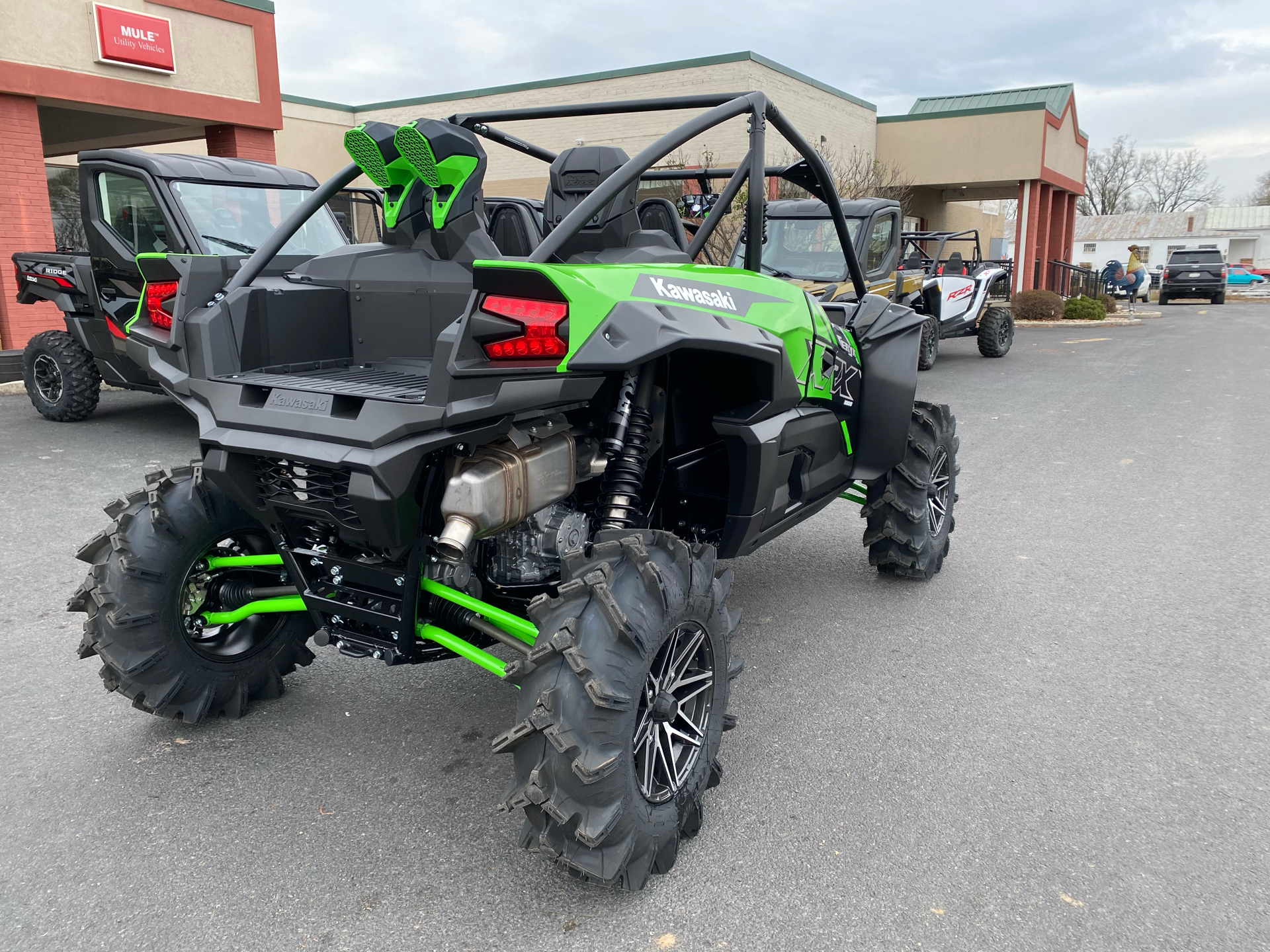 2025 Kawasaki Teryx KRX 1000 Lifted Edition Utility Vehicles Petersburg ...