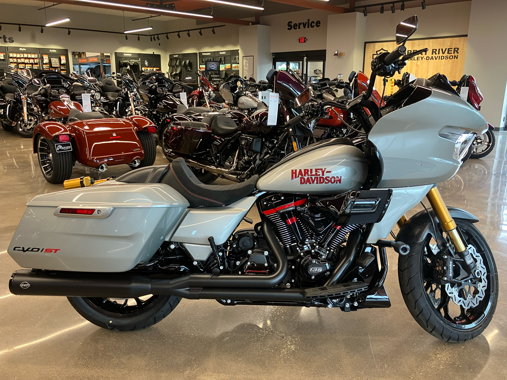 New 2025 Harley-Davidson CVO™ Road Glide® ST Motorcycle - Specs, Price ...