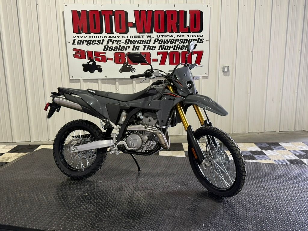 New 2025 Suzuki DR-Z4S Motorcycles in Utica, NY | Stock Number: 100384