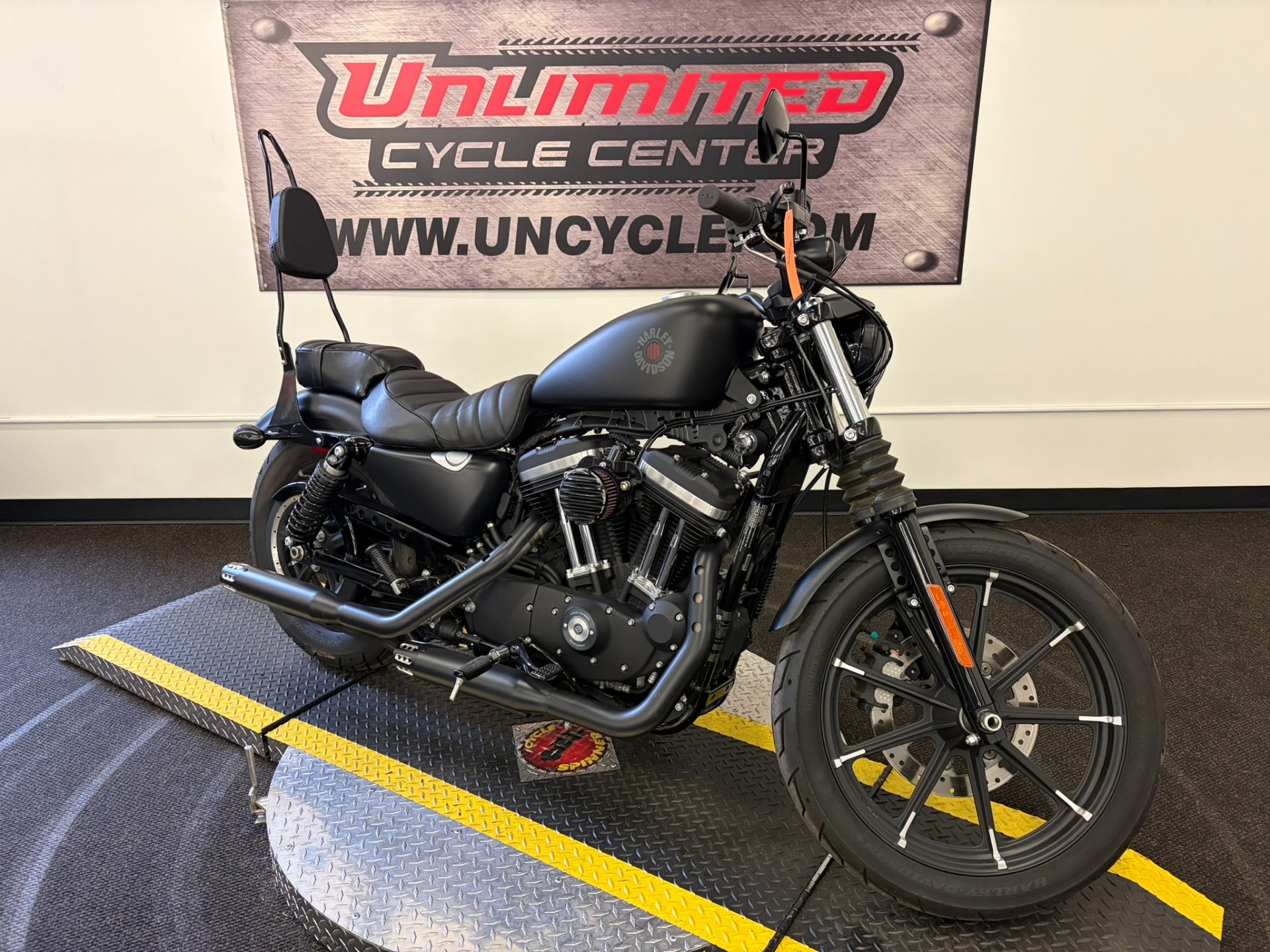 2022 Harley-Davidson Iron 883™ in Tyrone, Pennsylvania - Photo 1