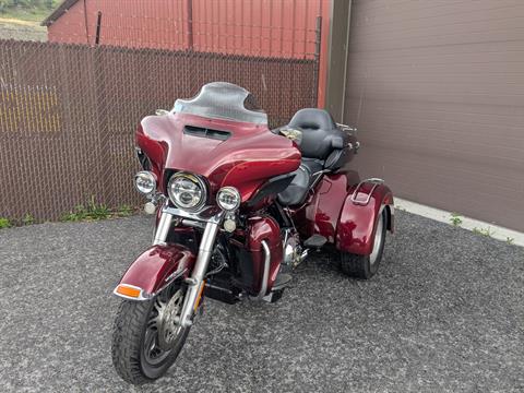 2016 Harley-Davidson Tri Glide® Ultra in Tyrone, Pennsylvania - Photo 2