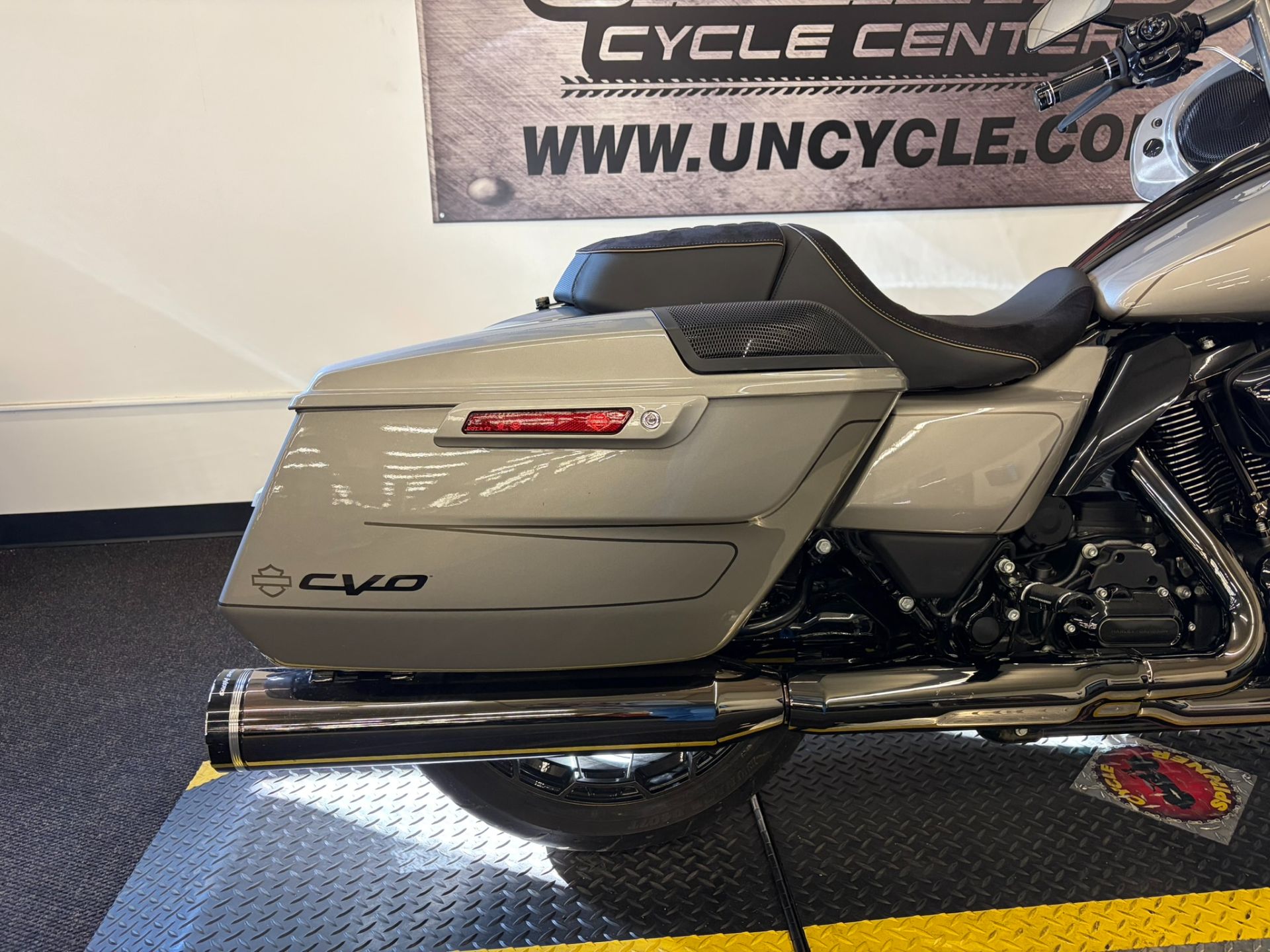 Used 2023 Harley-Davidson CVO™ Street Glide® | Motorcycles in Tyrone PA ...