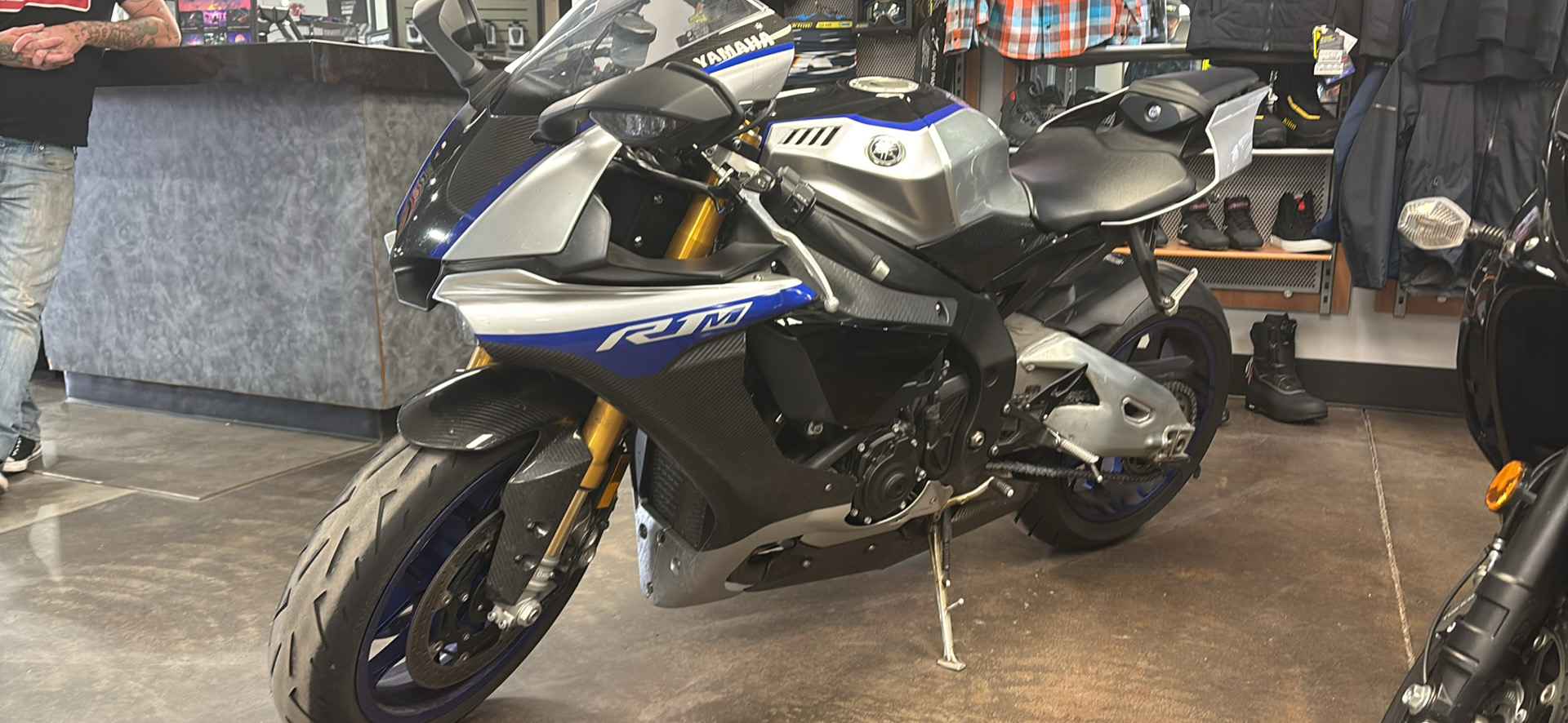Used 2017 Yamaha YZF-R1M, Fort Collins CO | Specs, Price, Photos | Carbon Fiber Liquid Metal ...