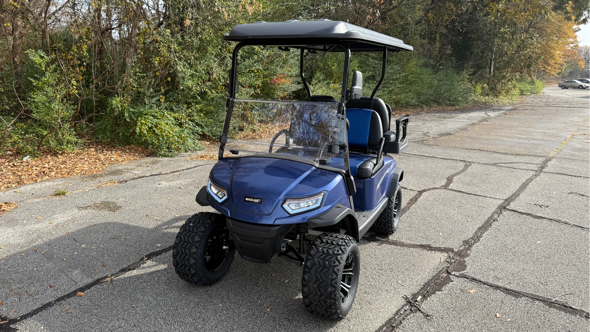 New 2025 MadJax E4 Lifted | Golf Carts in Jackson TN | MAD04S001930 Ocean