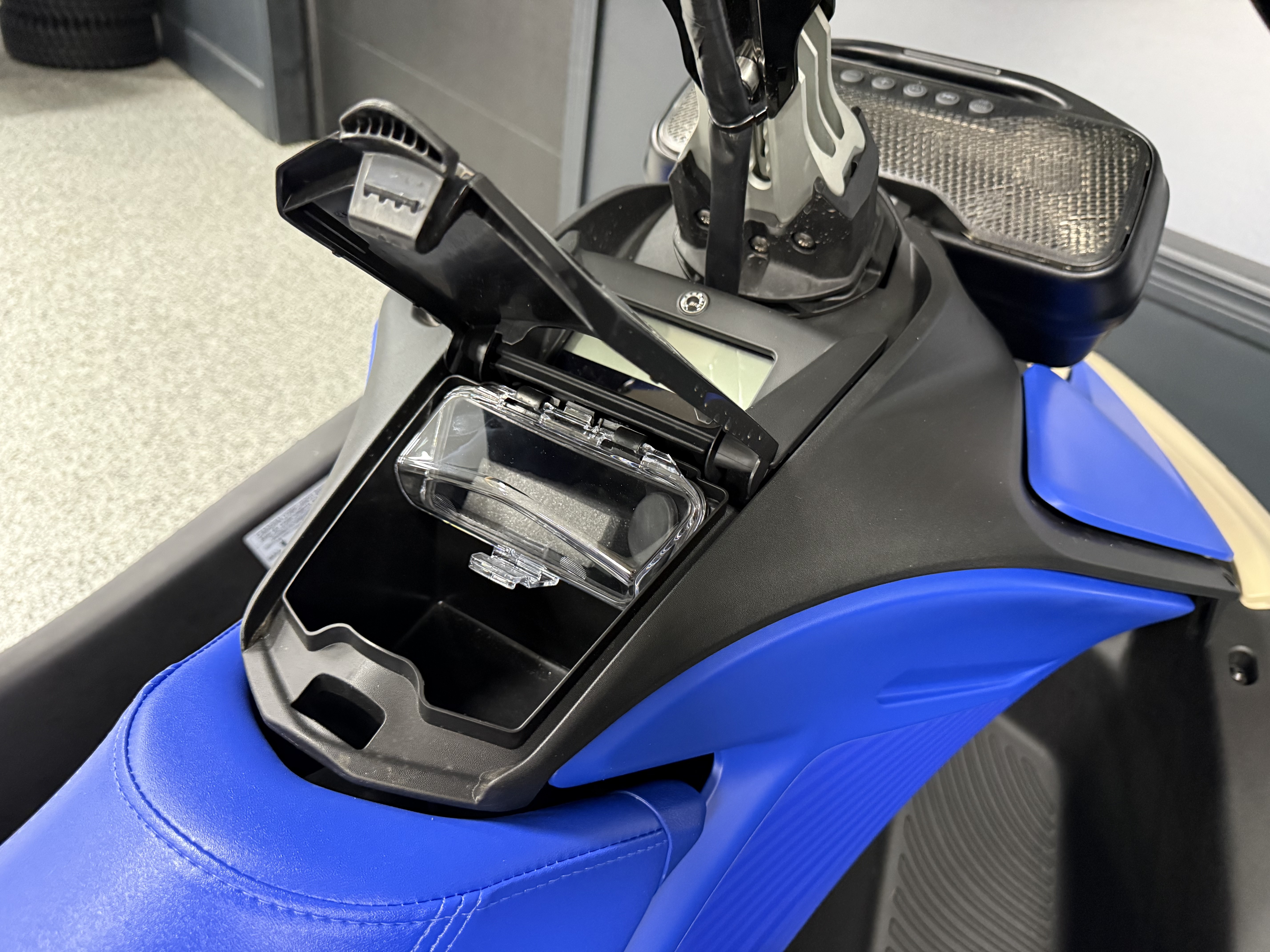 New 2025 Sea-Doo Spark Trixx for 3 + iBR and audio in option, Iron ...