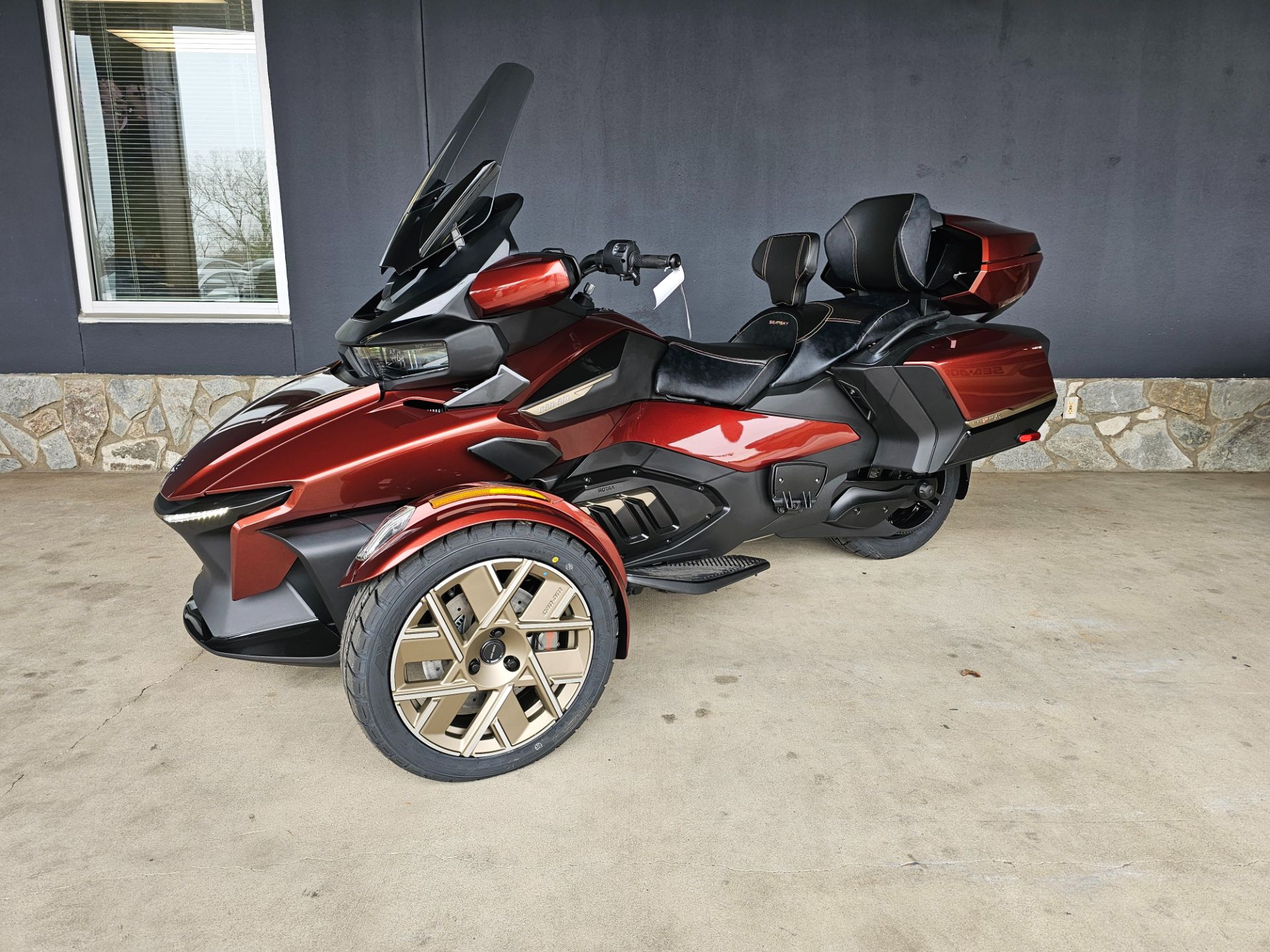 New 2026 Can-Am Spyder RT Sea-to-Sky, Taylorsville NC | Specs, Price ...