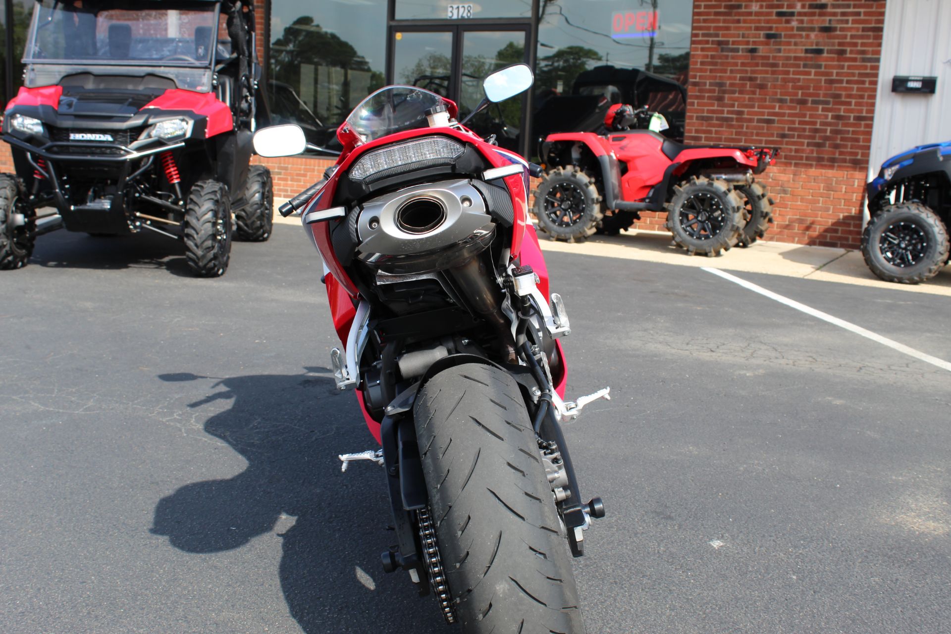 2025-Honda-CBR500R-HN9790 | Sandford, NC | Powersports Dealership