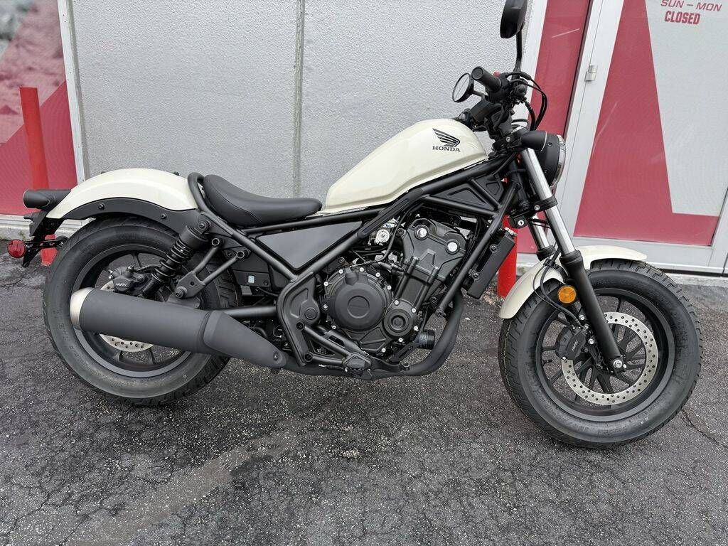 New 2025 Honda Rebel 500 ABS Pearl Beige | Motorcycles in New Ashford ...
