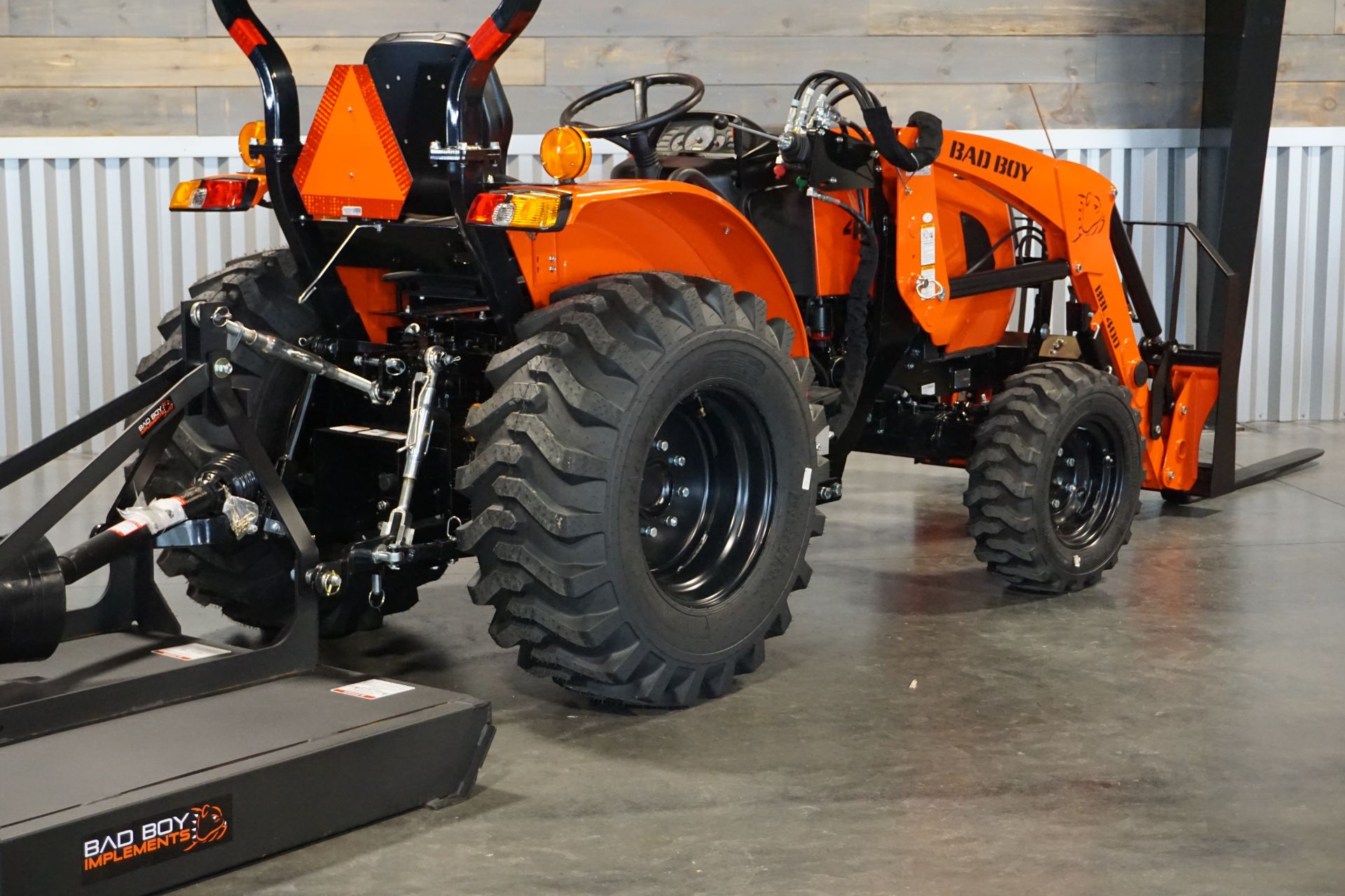 New Bad Boy Tractors 4025H Essentials Package™ - Tractor, Loader ...