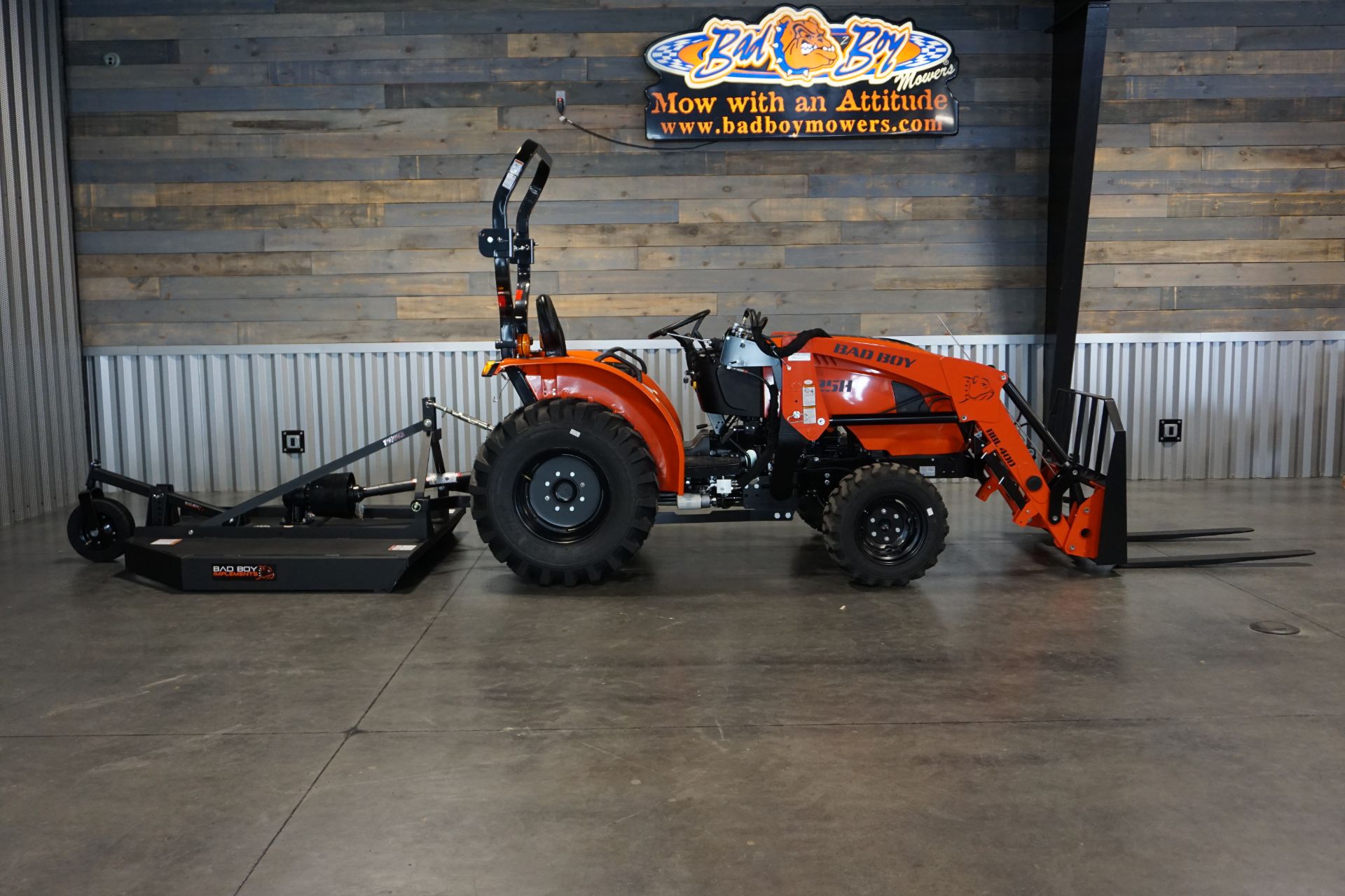 New Bad Boy Tractors 4025H Essentials Package™ - Tractor, Loader ...