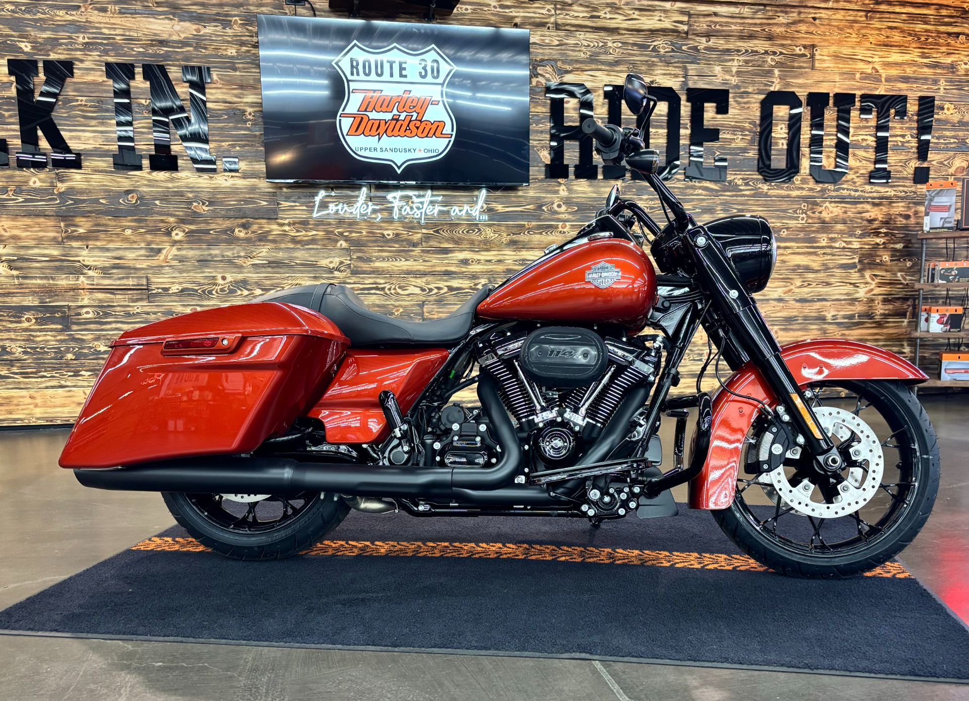 New 2025 Harley-Davidson Road King® Special Whiskey Fire | Motorcycles in Upper Sandusky OH | 620035