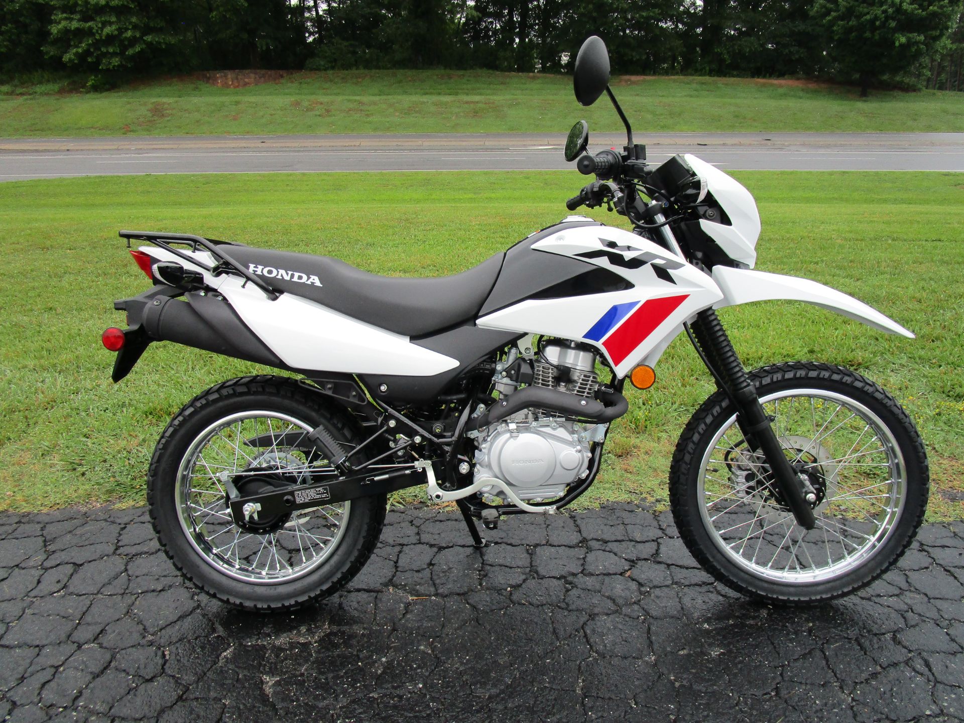 2025 Honda XR150L Motorcycles Shelby North Carolina FP8677