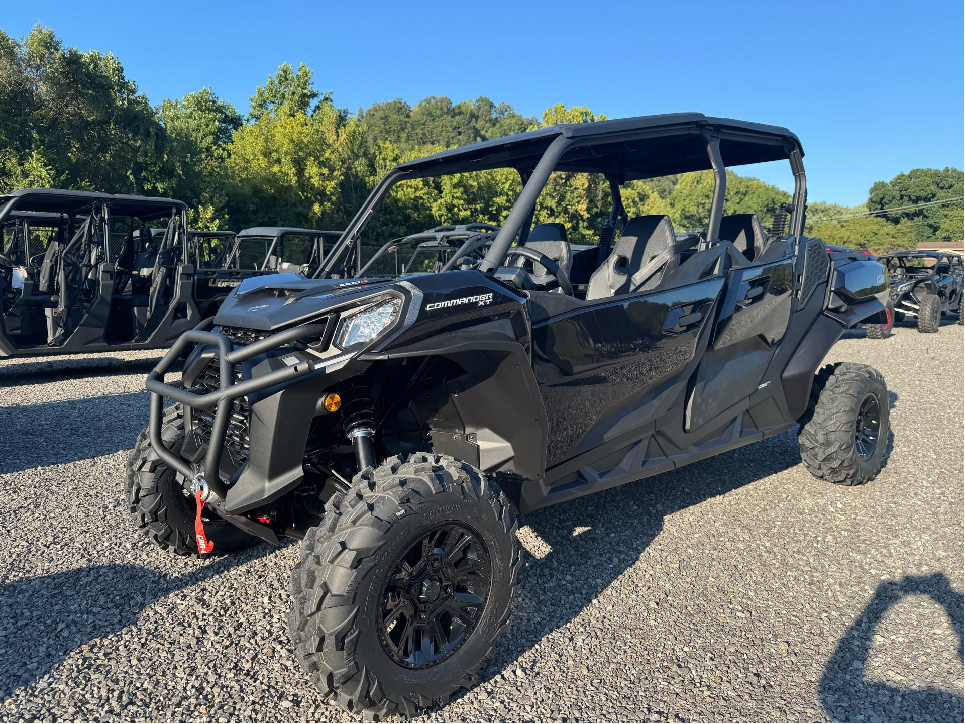 New 2026 Can-Am Commander MAX XT 1000R Utility Vehicles in Pikeville, KY | Stock Number: 001933