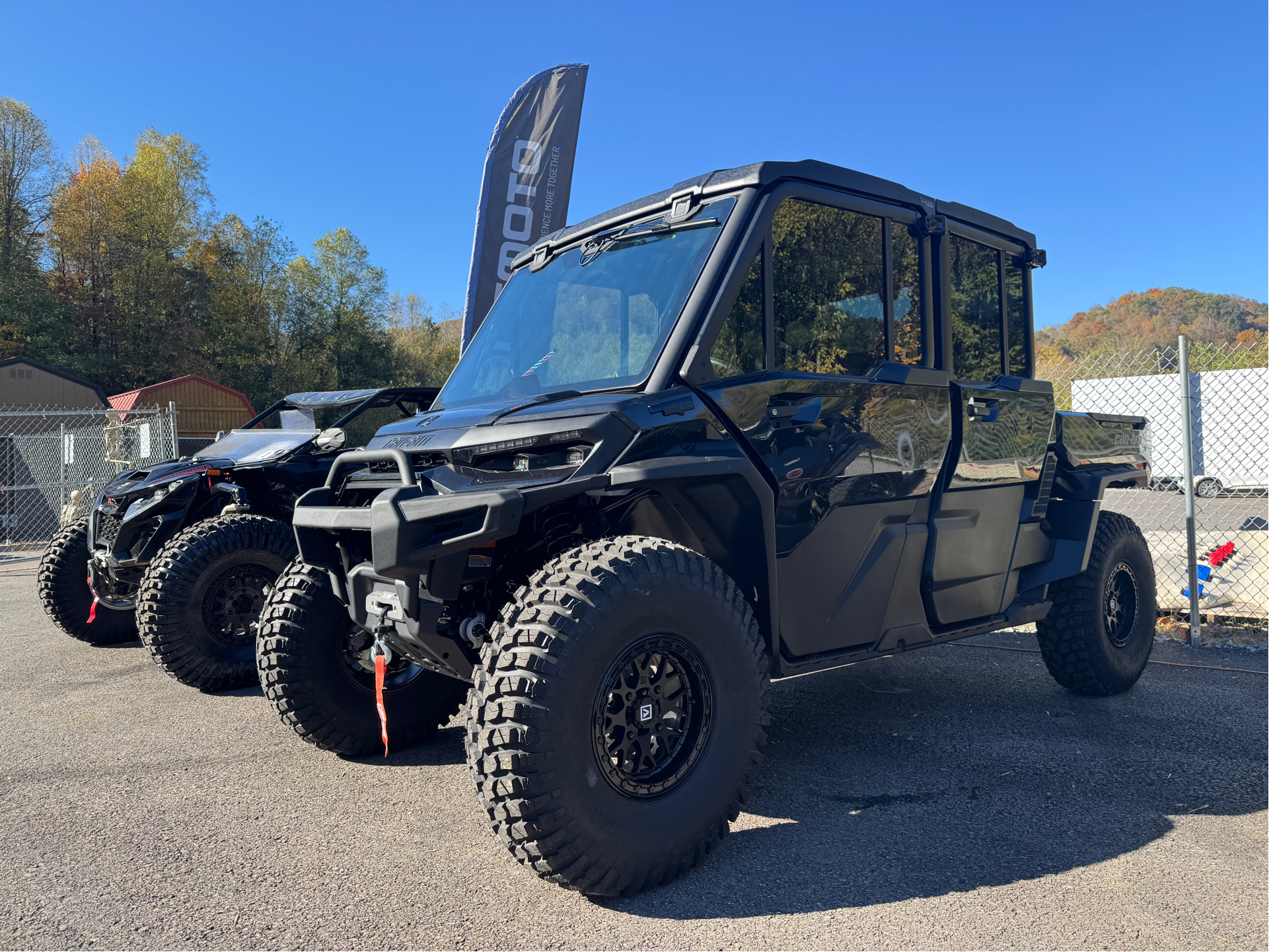New 2026 Can-Am Defender MAX Lone Star CAB HD11 Utility Vehicles in ...