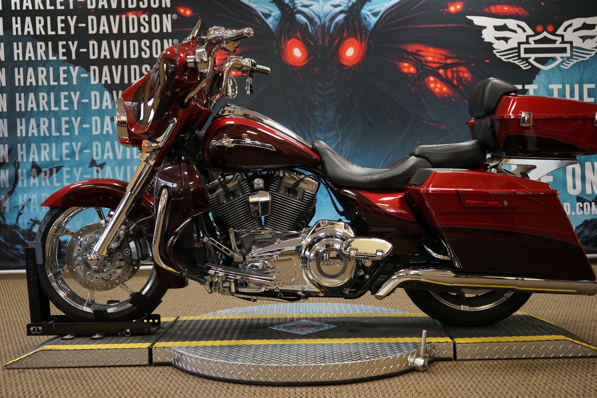 Used 2012 Harley-Davidson CVO™ Street Glide® Ruby Red / Typhoon Maroon ...