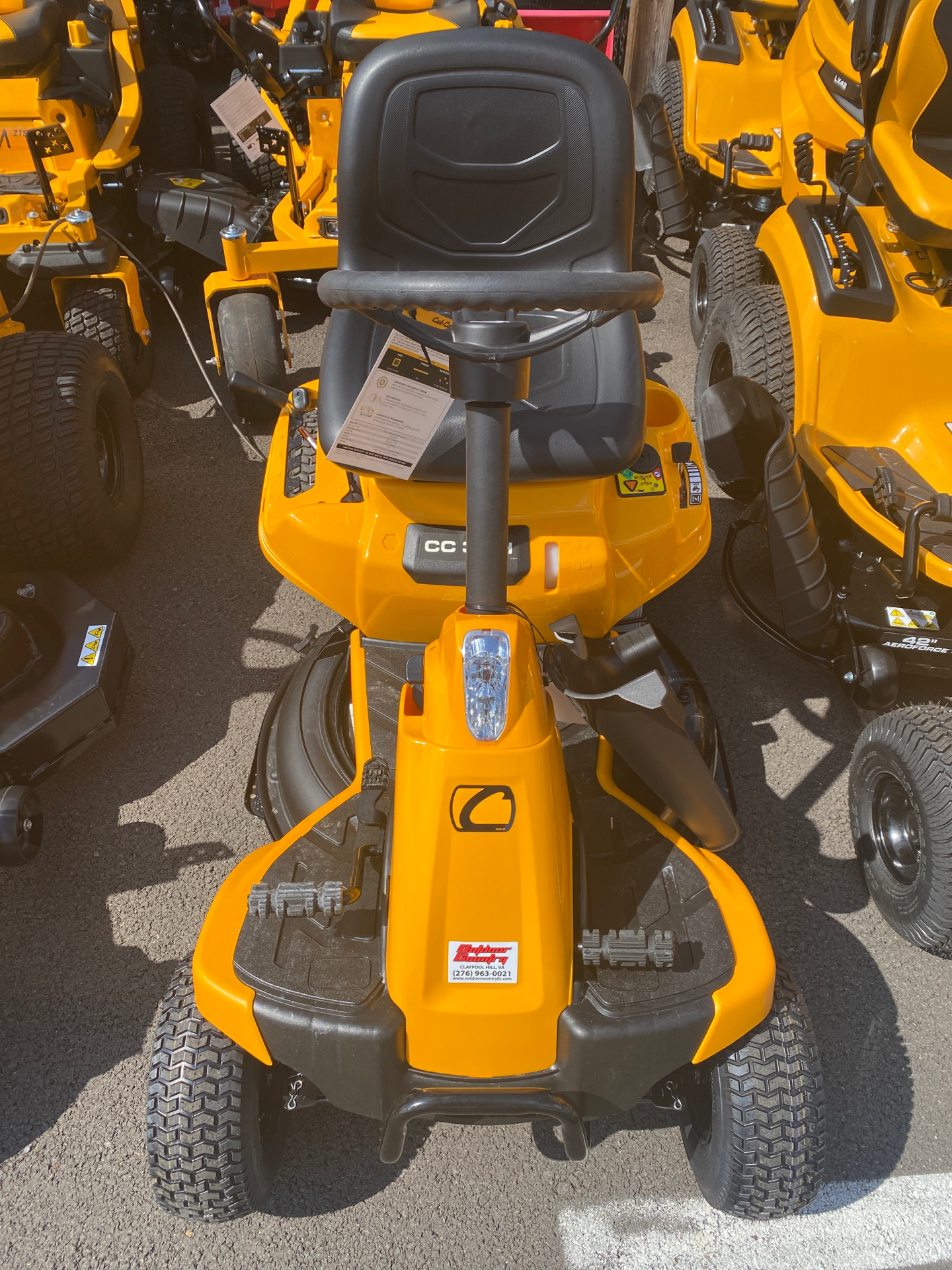 New 2023 Cub Cadet CC30H 30 in. Briggs & Stratton Powerbuilt 10.5 hp ...