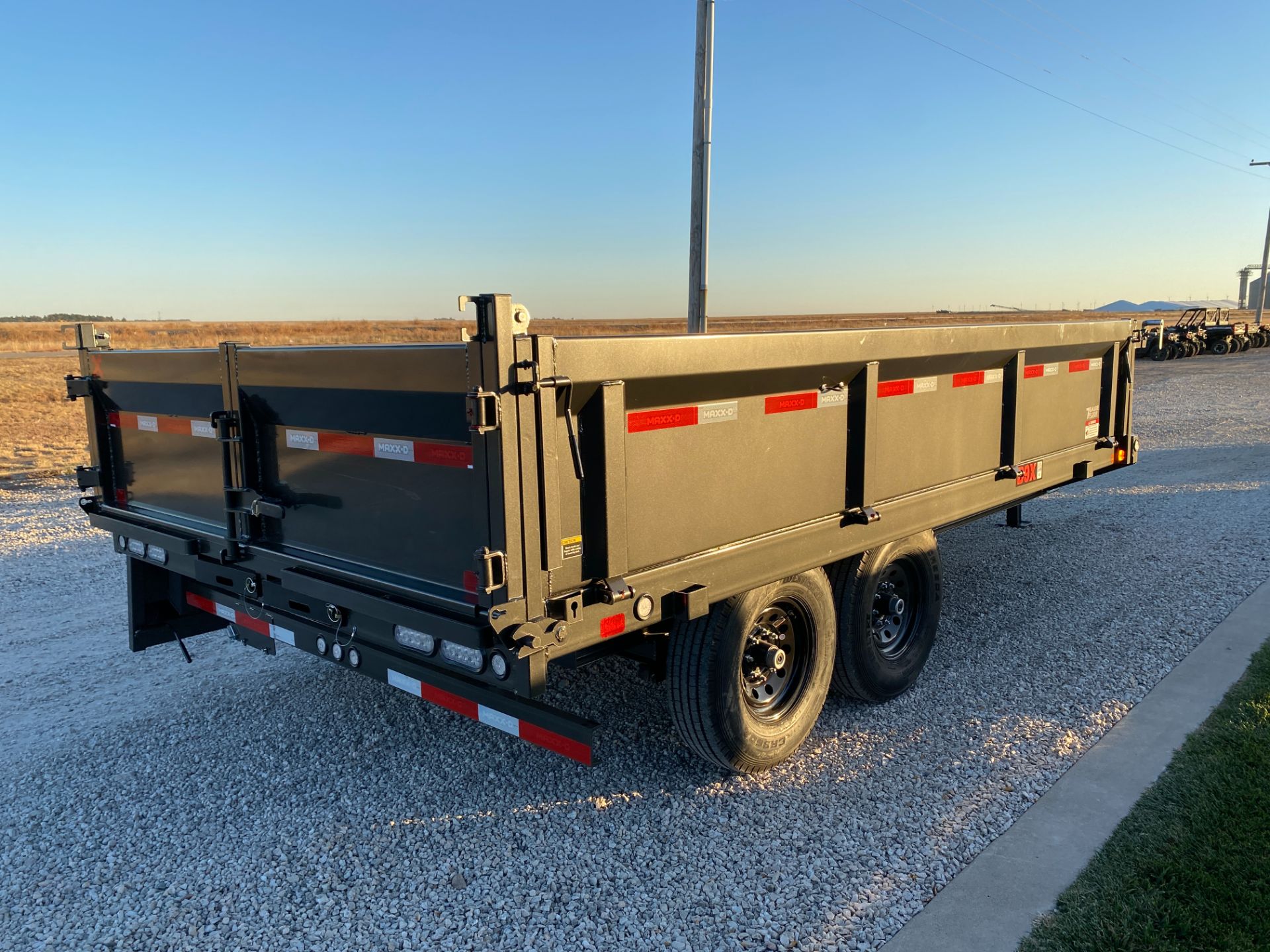 New 2025 MAXX D TRAILERS 14' X 96" - 14K 96" Deckover Dump | Trailers ...
